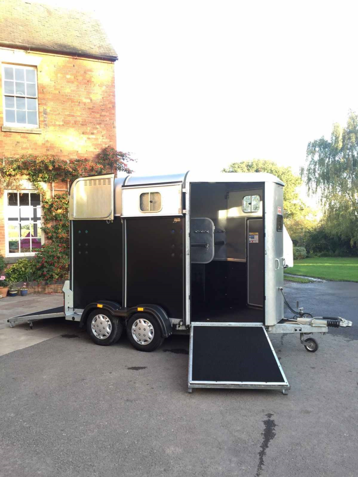 IFOR WILLIAMS HB505 CLASSIC 2008 HORSE TRAILER