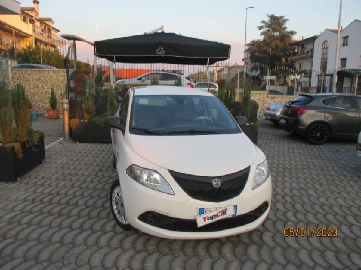 LANCIA Ypsilon 3ª serie Ypsilon 1.3 MJT 16V 95 CV 5 porte S&S Platinum