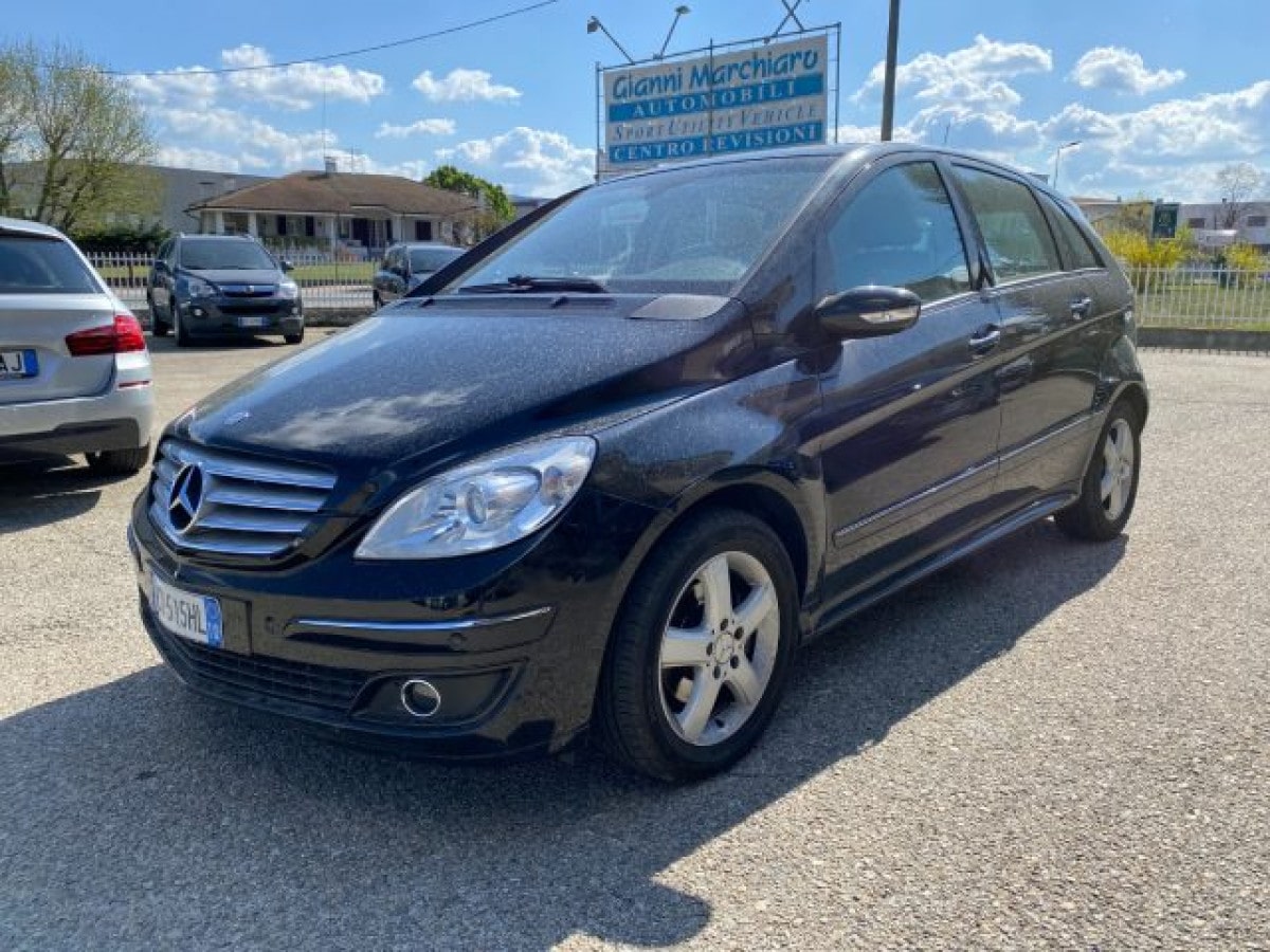 MERCEDES Classe B (T245) B 200 CDI Sport