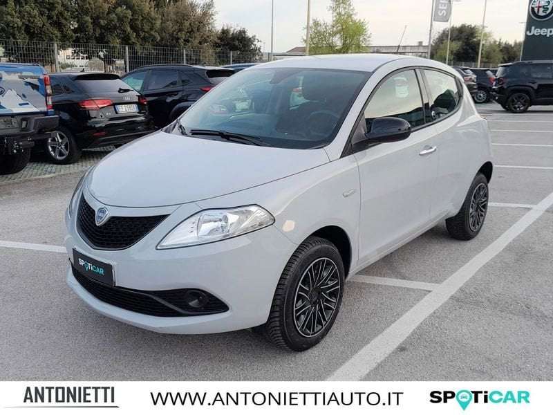 Lancia Ypsilon0.9 TwinAir 85 CV 5 porte Metano Ecochic