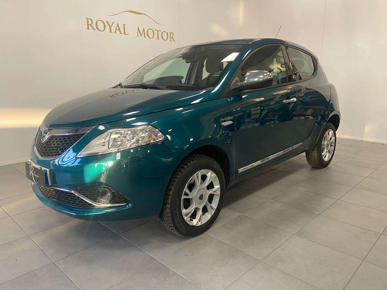 Lancia Ypsilon0.9 TwinAir 5 porte Metano Ecochic Gold