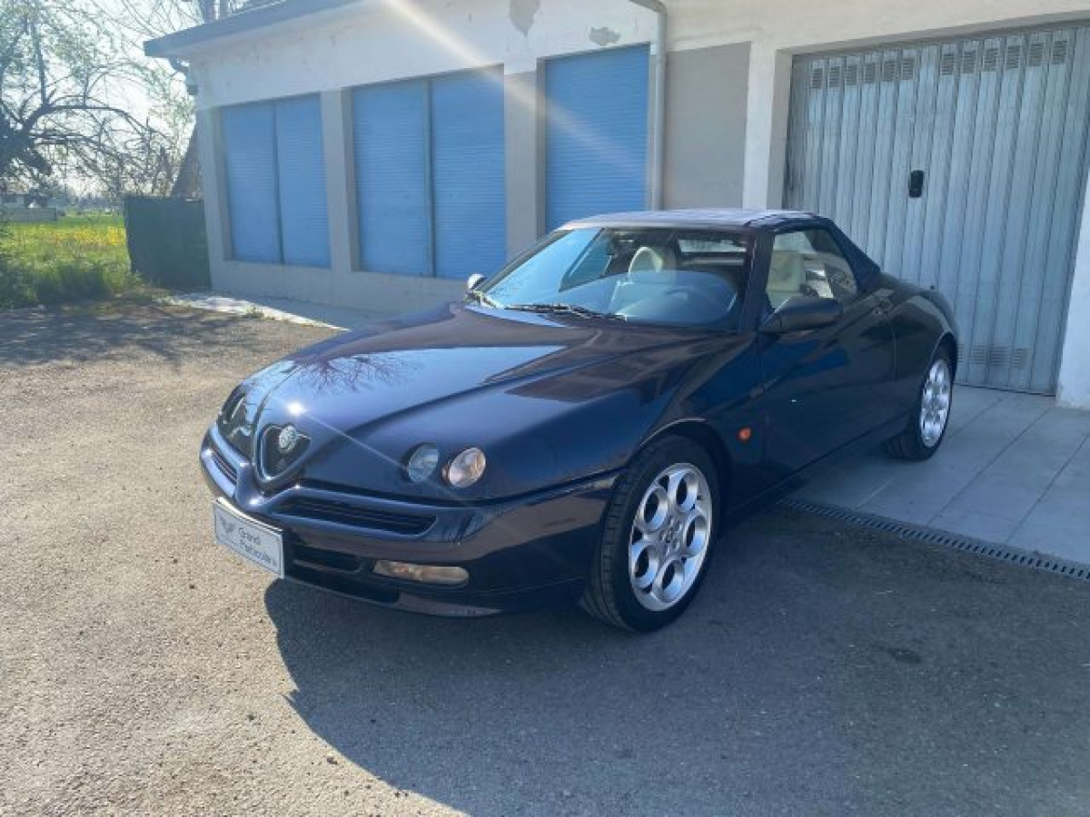 ALFA ROMEO Spider 1.6