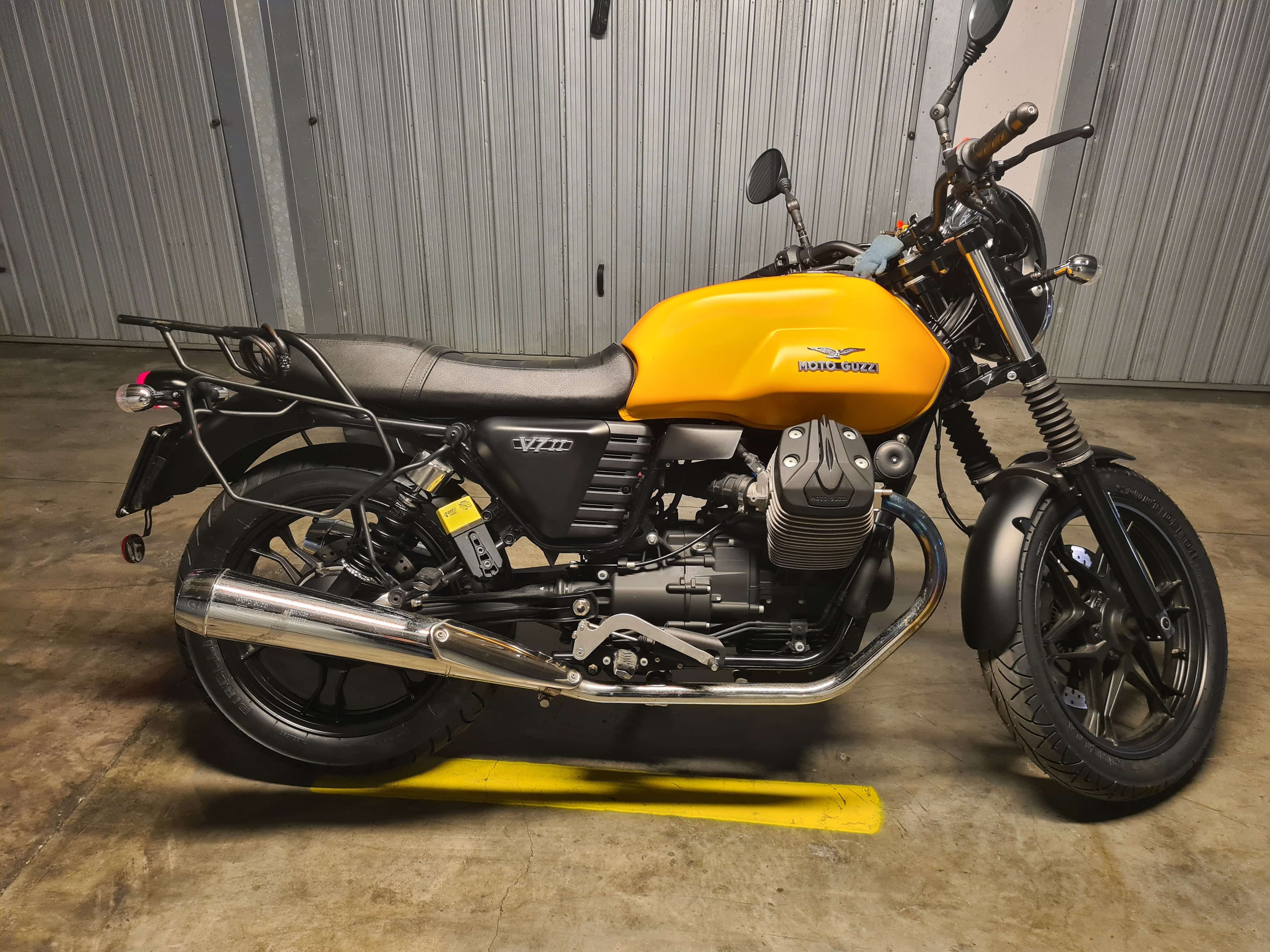 Moto Guzzi V 7V7II Stone ABS