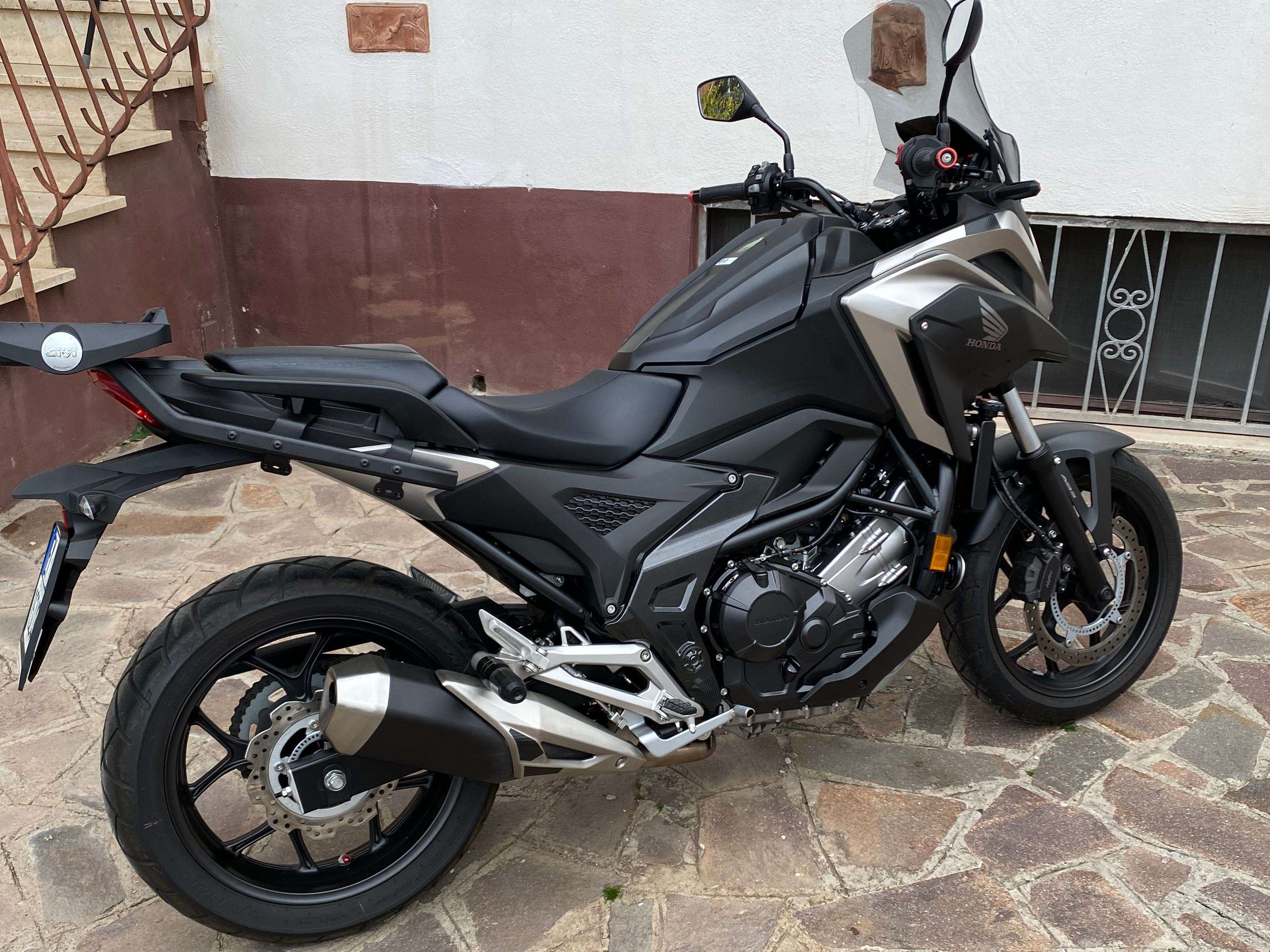 Honda NC 750X abs urban