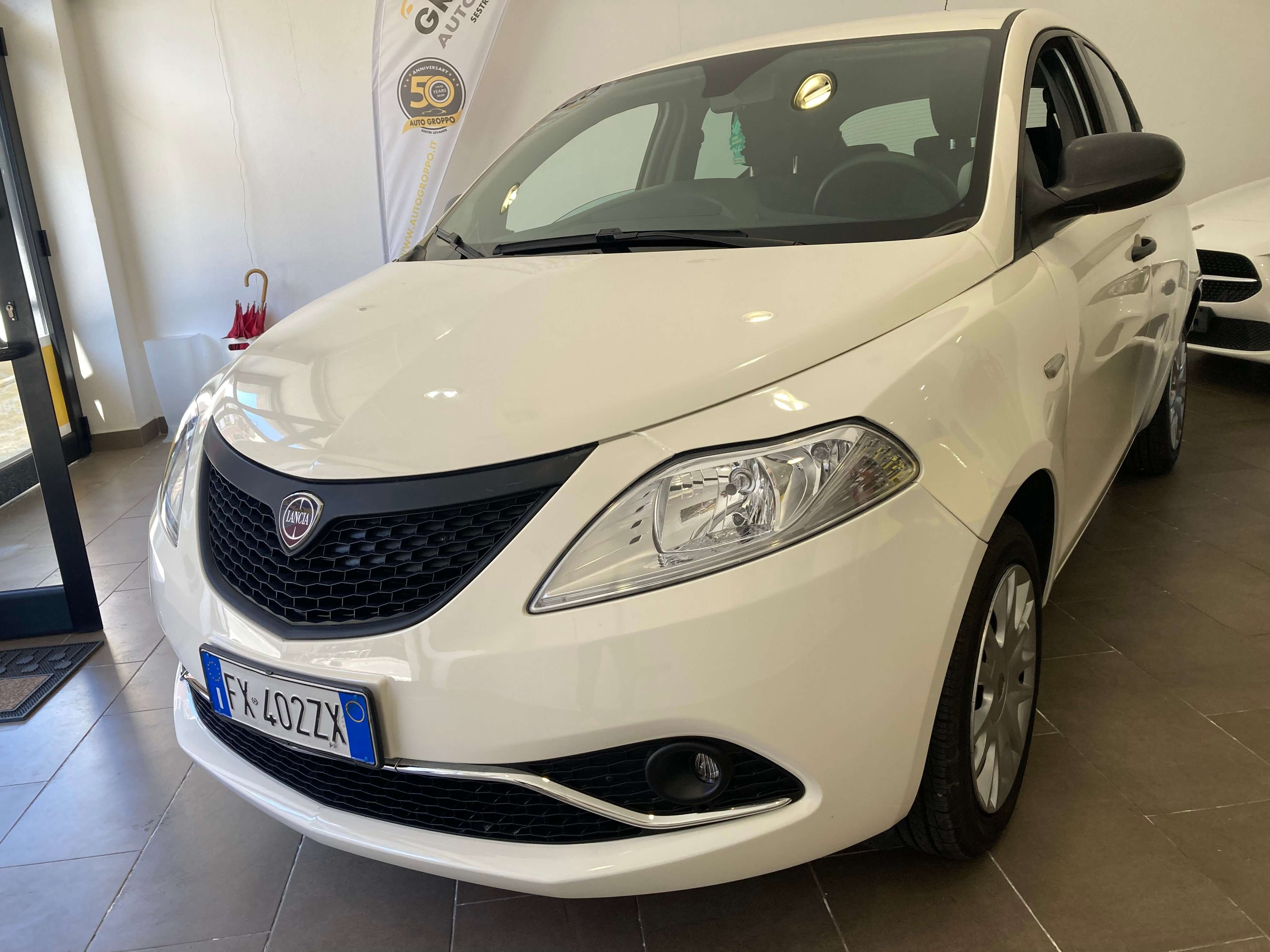 Lancia YpsilonYpsilon 1.2