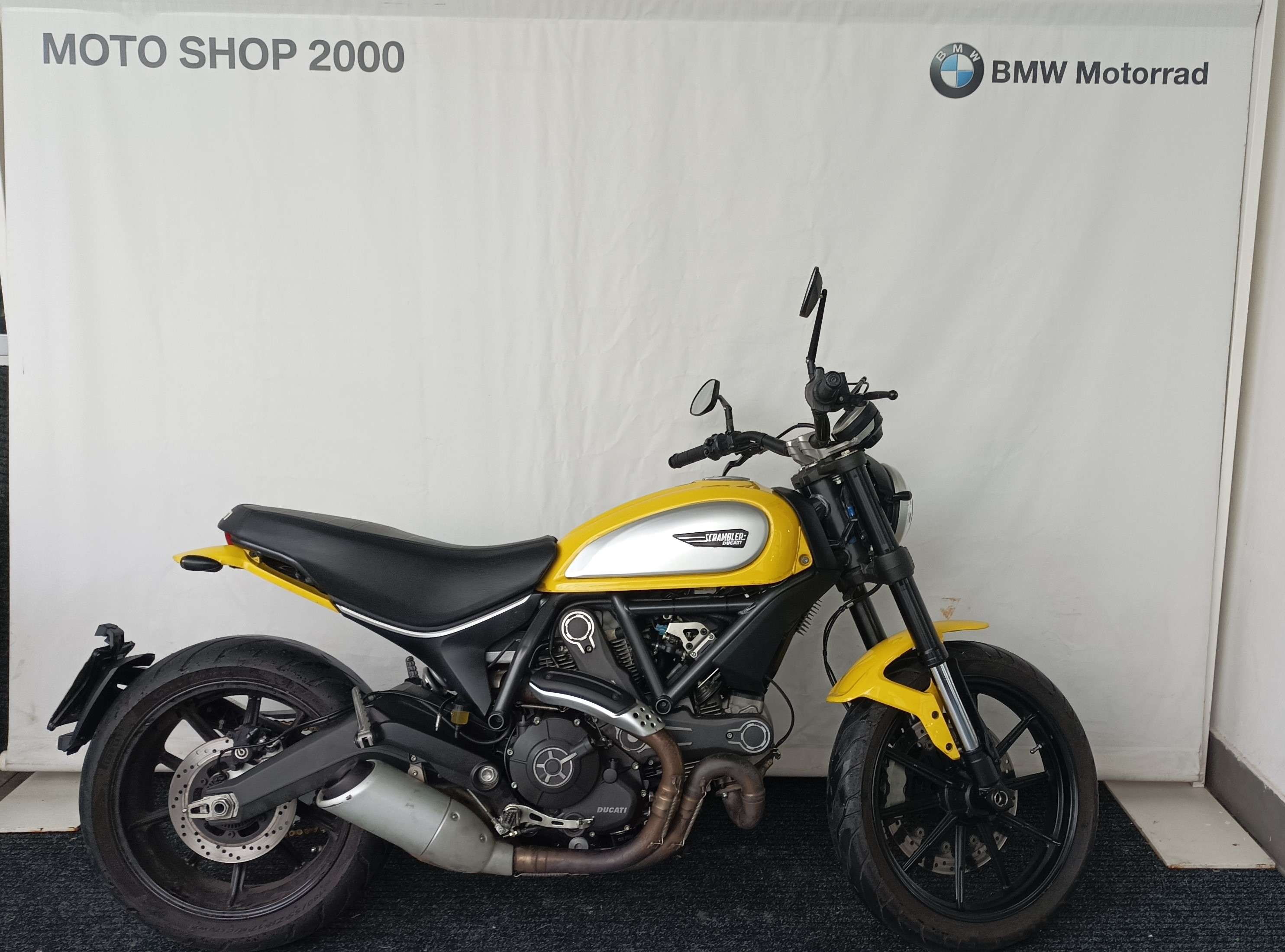 Ducati ScramblerIcon 800