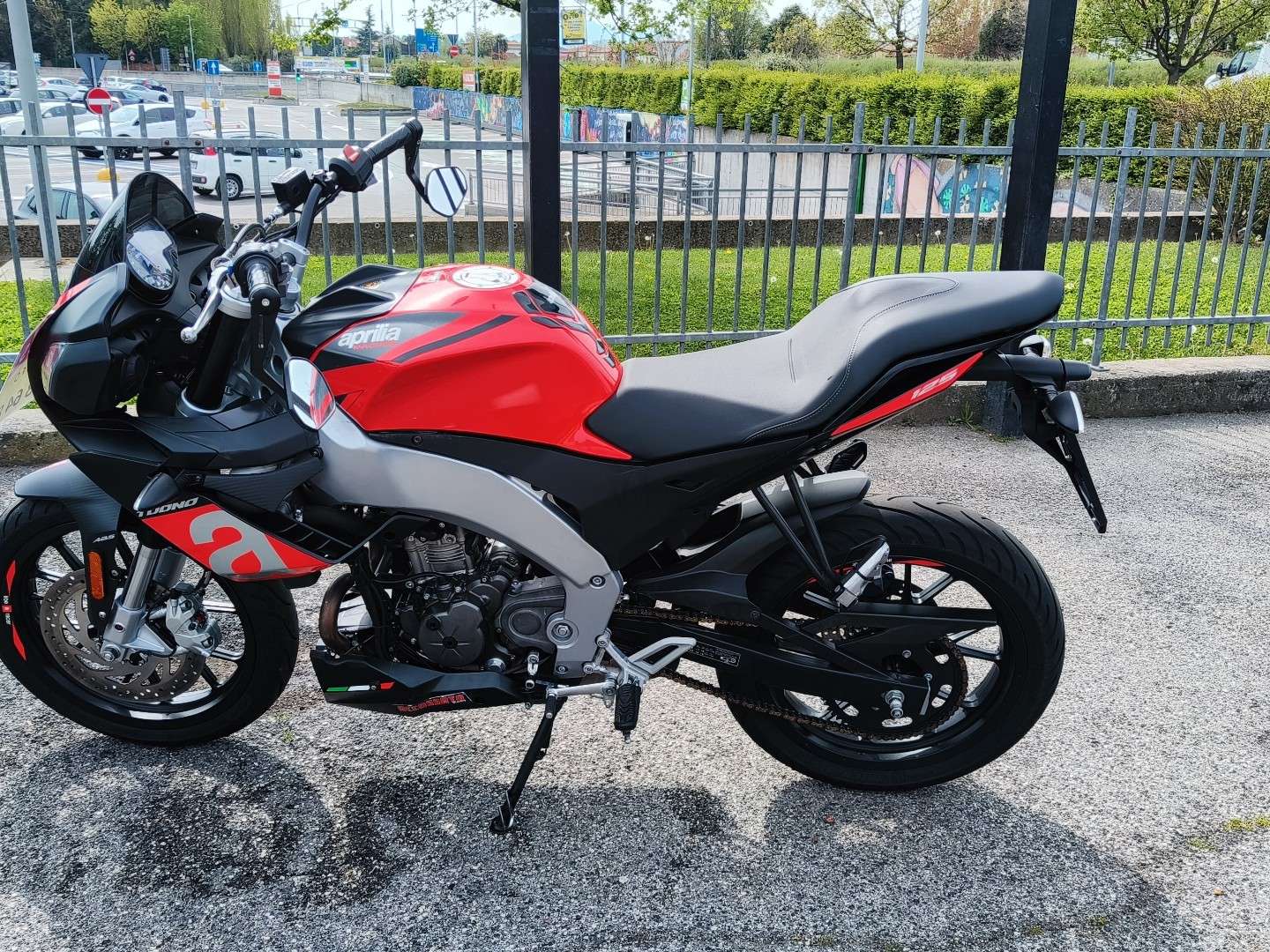 Aprilia TuonoTuono 125 ABS