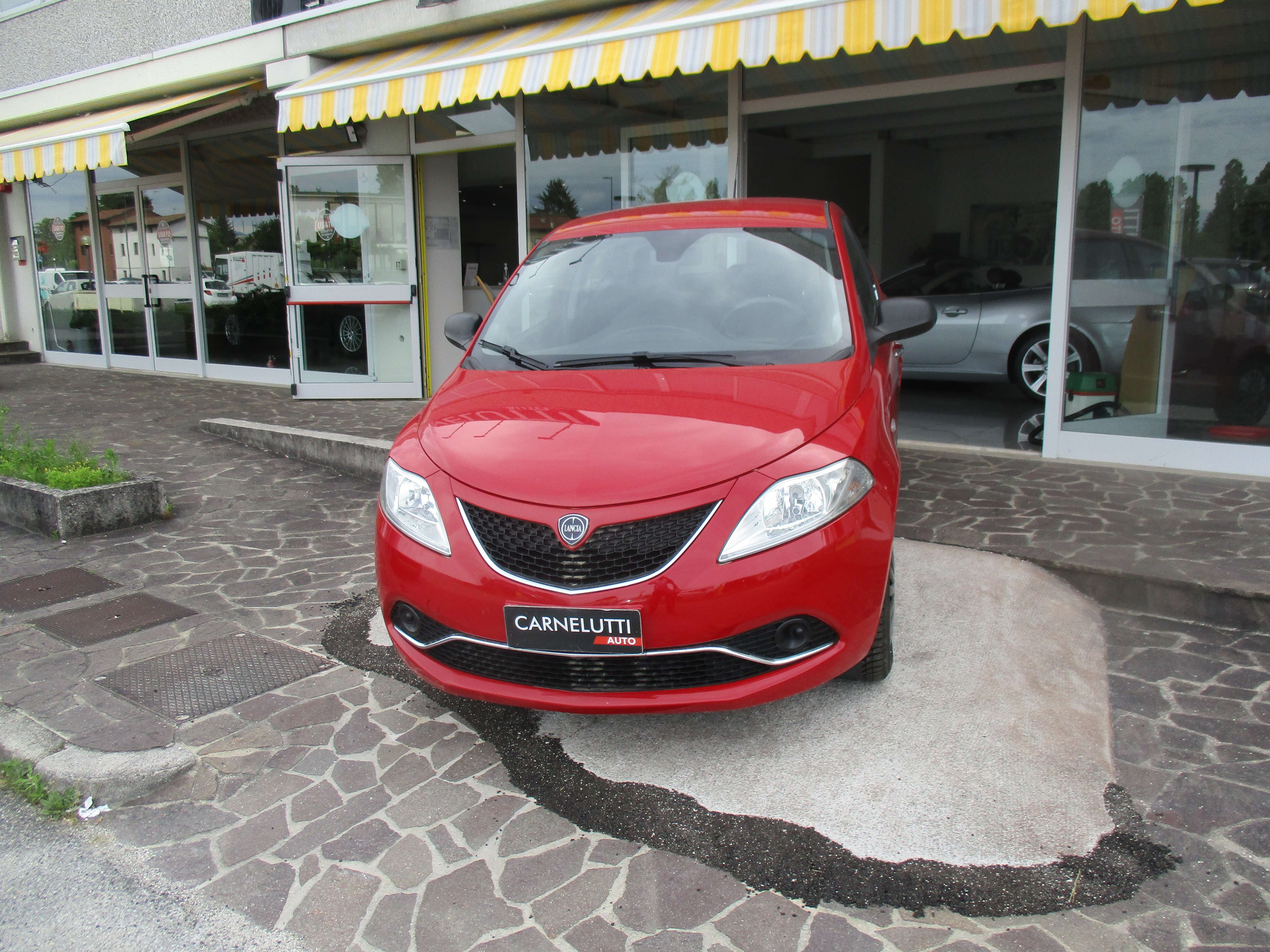 Lancia YpsilonYpsilon 1.2 Mya 69cv NEOPATENTATI