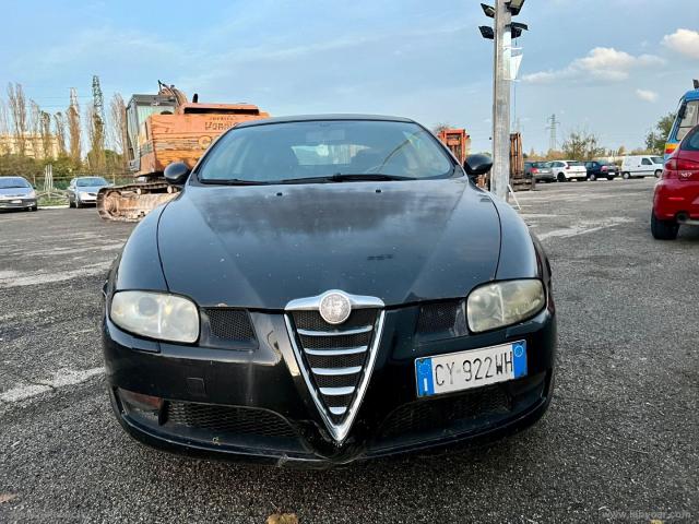 Alfa romeo gt 2.0 jts 16v selespeed dist.