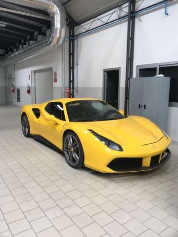 Ferrari 488Spider - LEASING - NOLEGGIO LUNGO TERMINE