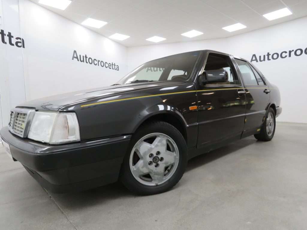 Lancia Thema8.32