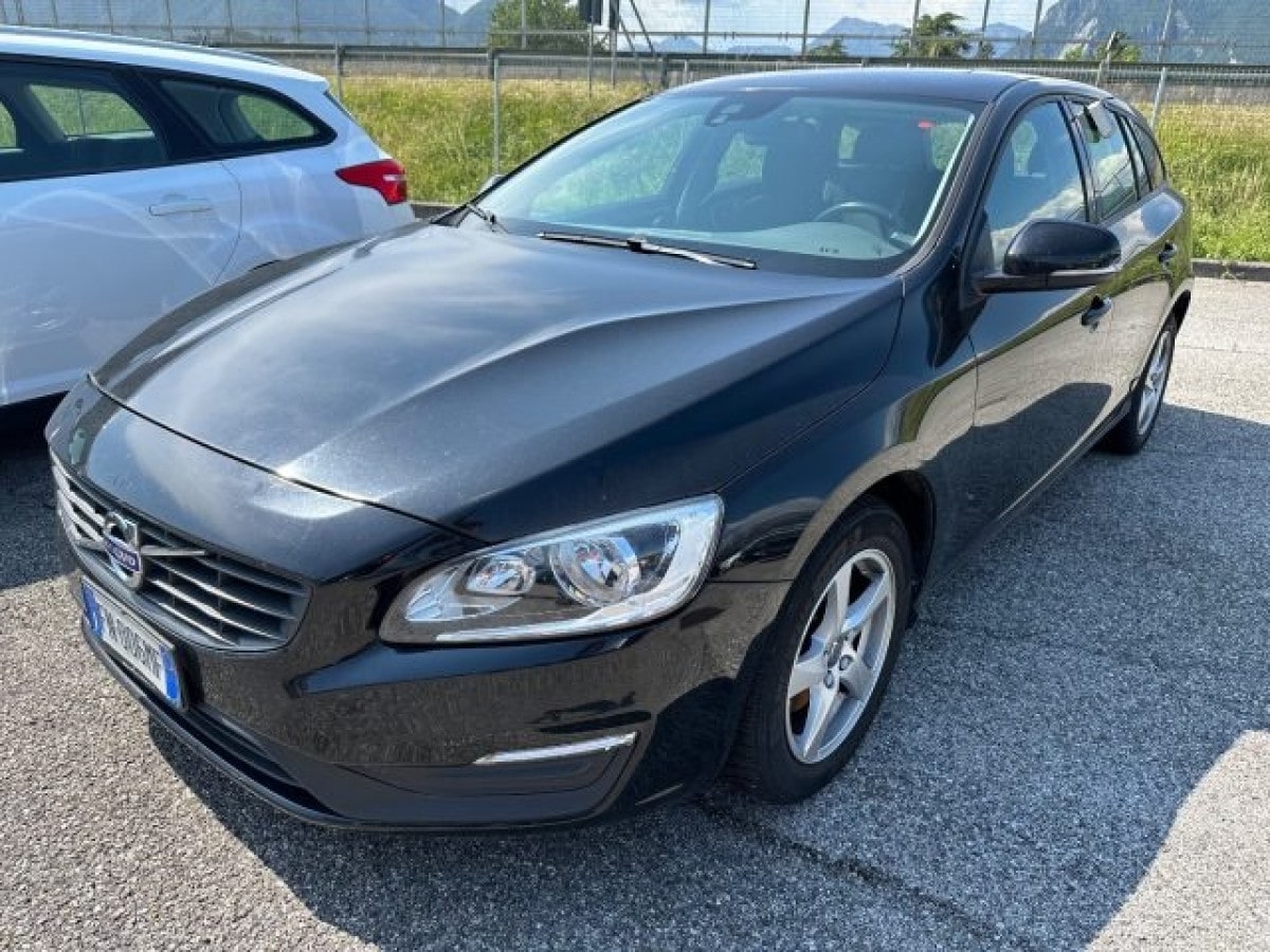 VOLVO V60 (2010-2018) V60 D3 Business