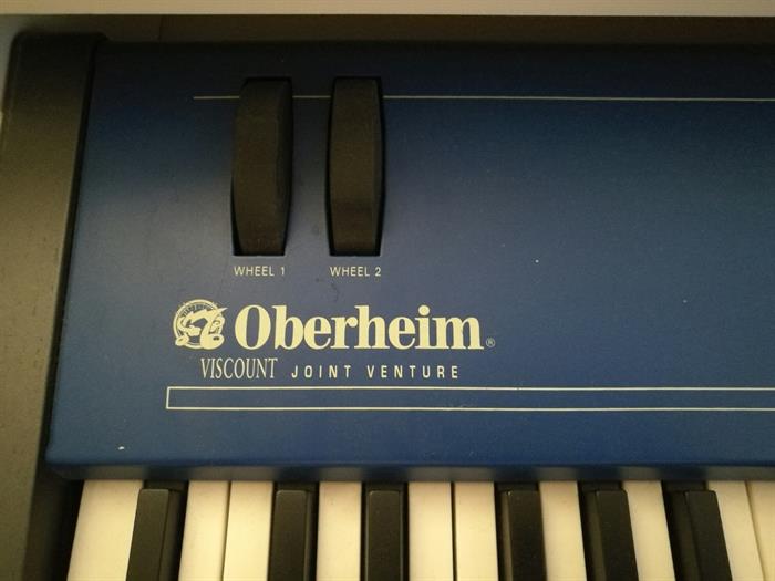 TASTIERA OBERHEIM MC 1000 88 TASTI PESATI