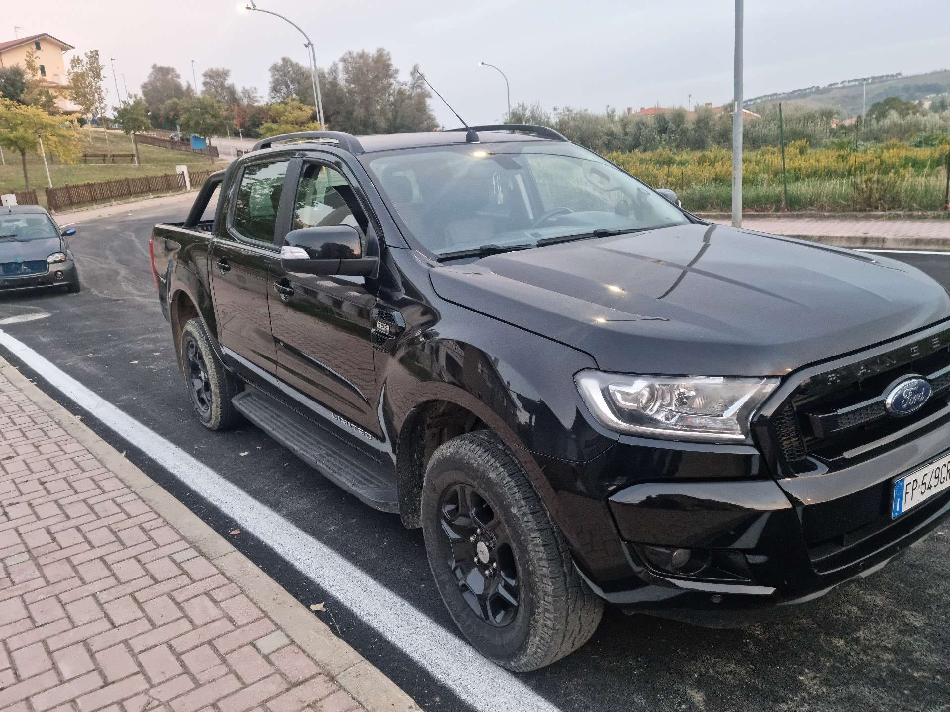 Ford Ranger3.2 tdci double cab Limited Black Edition Pack 200