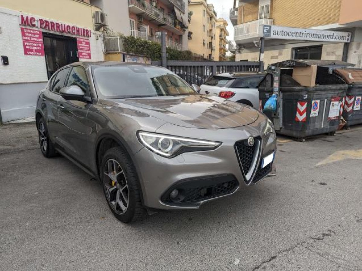 ALFA ROMEO Stelvio 2.2 t Executive Q4 210cv auto my19