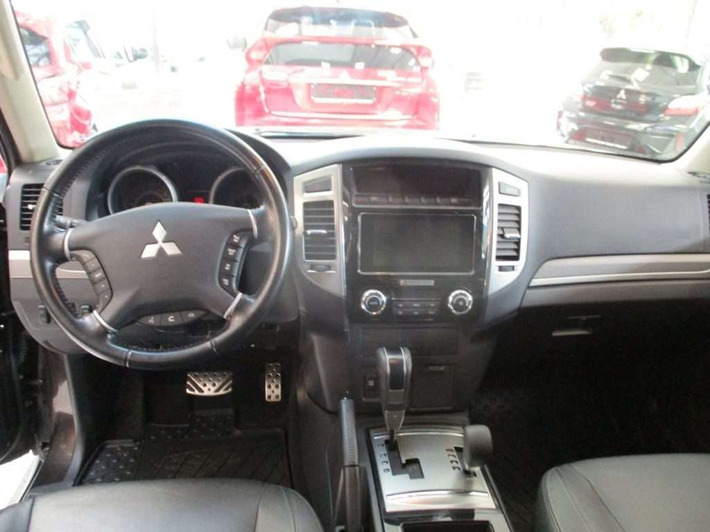 Mitsubishi Pajero3.2 DI-D 16V aut. 5p.