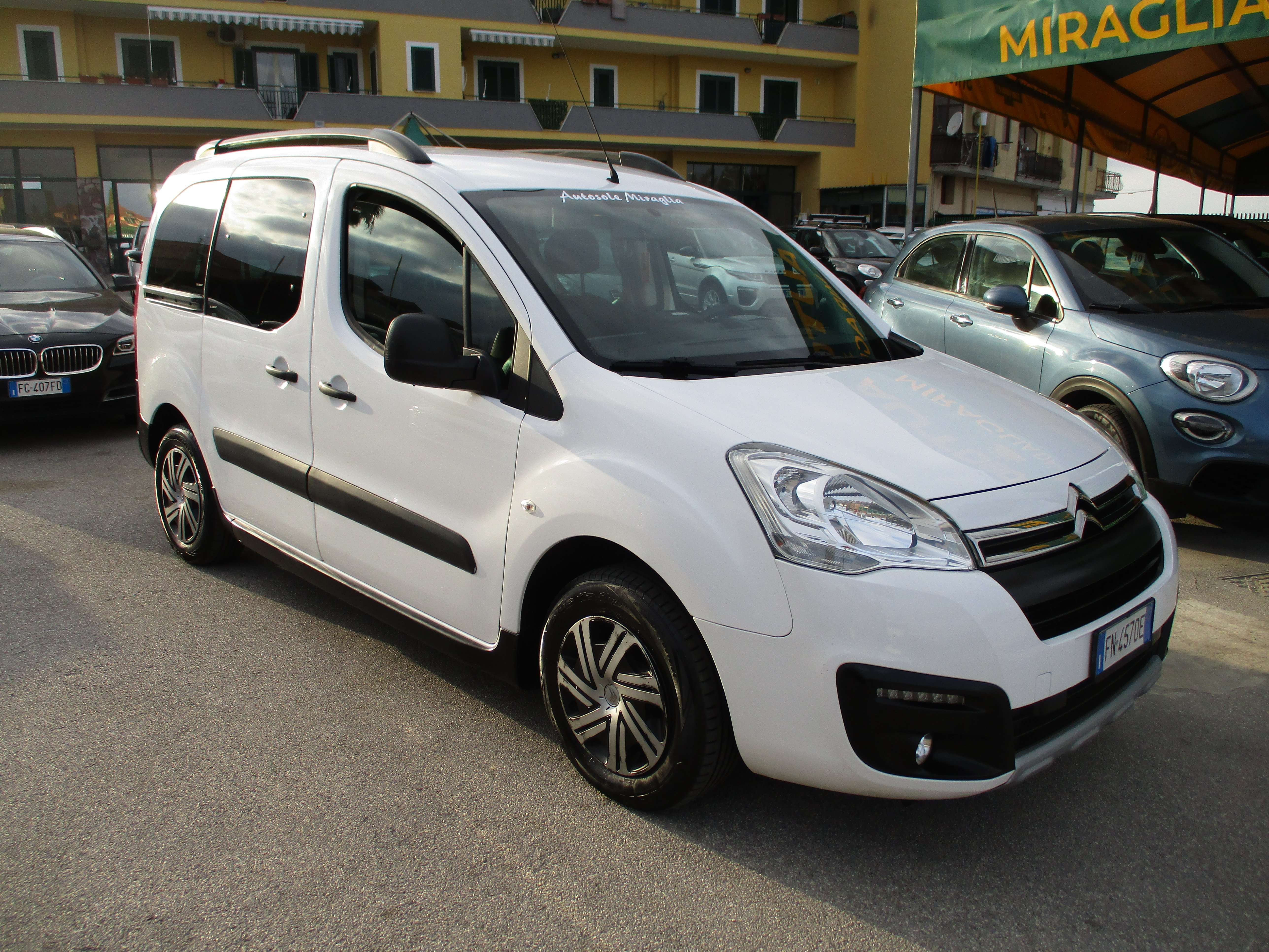 Citroen BerlingoMULTISPACE XTR 1.6 100CV EURO 6 CAMBIO AUTOMATICO