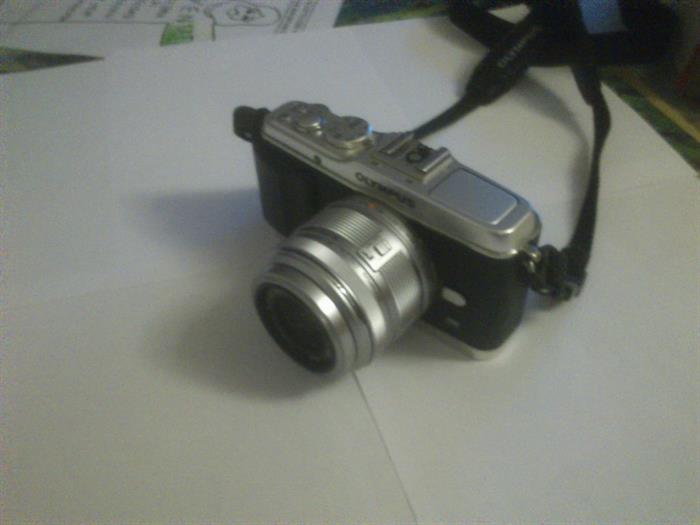 OLYMPUS PEN EP 3 + MIRINO VF-2