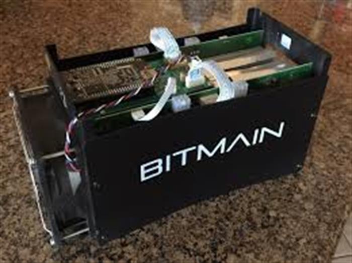 BITMAIN ANTMINER S5 - 1155GH/S ASIC BITCOIN MINER