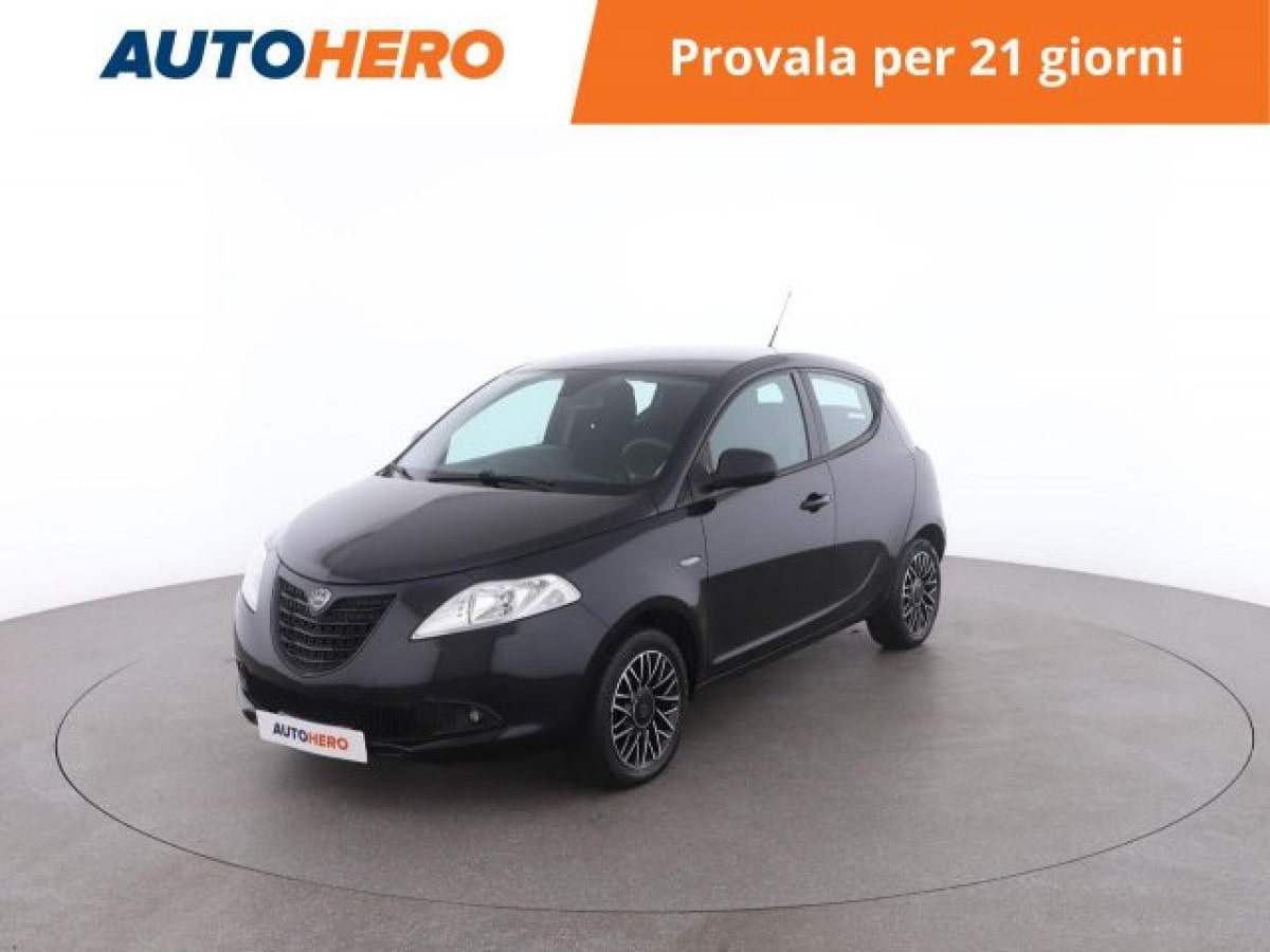 LANCIA Ypsilon 3ª serie Ypsilon 1.2 69 CV 5 porte S Momodesign