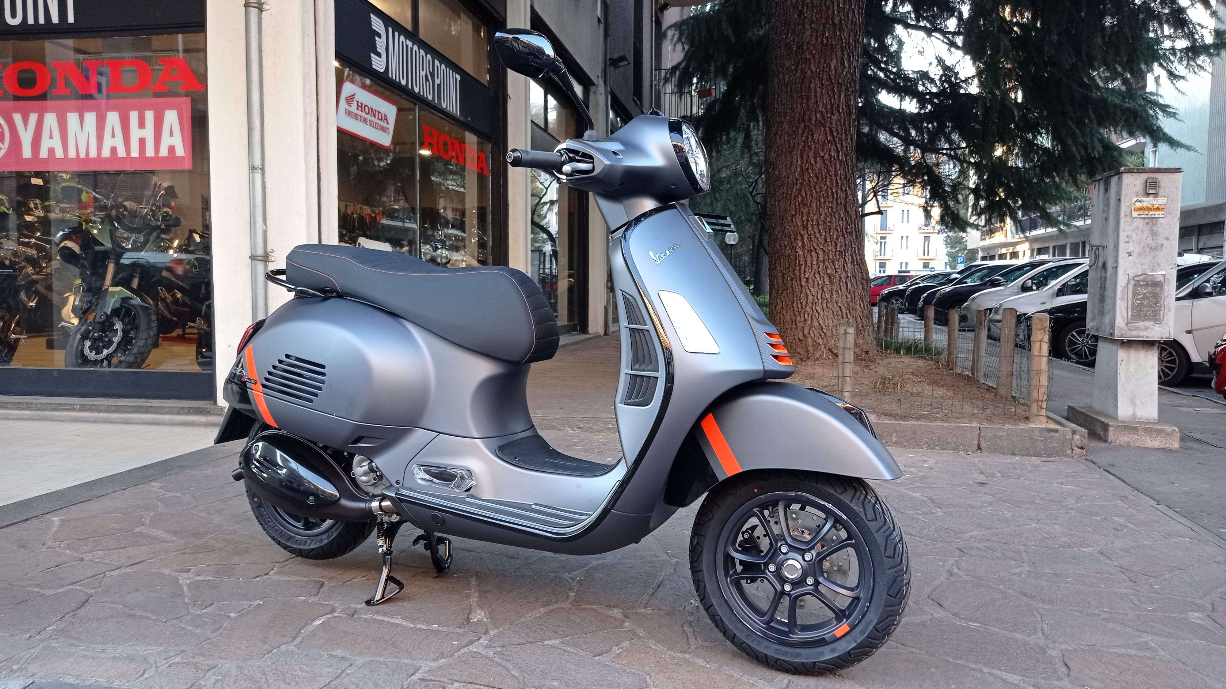 Vespa GTS 300