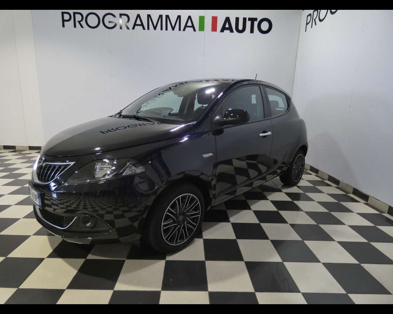 Lancia Ypsilon1.0 FireFly Hybrid Gold