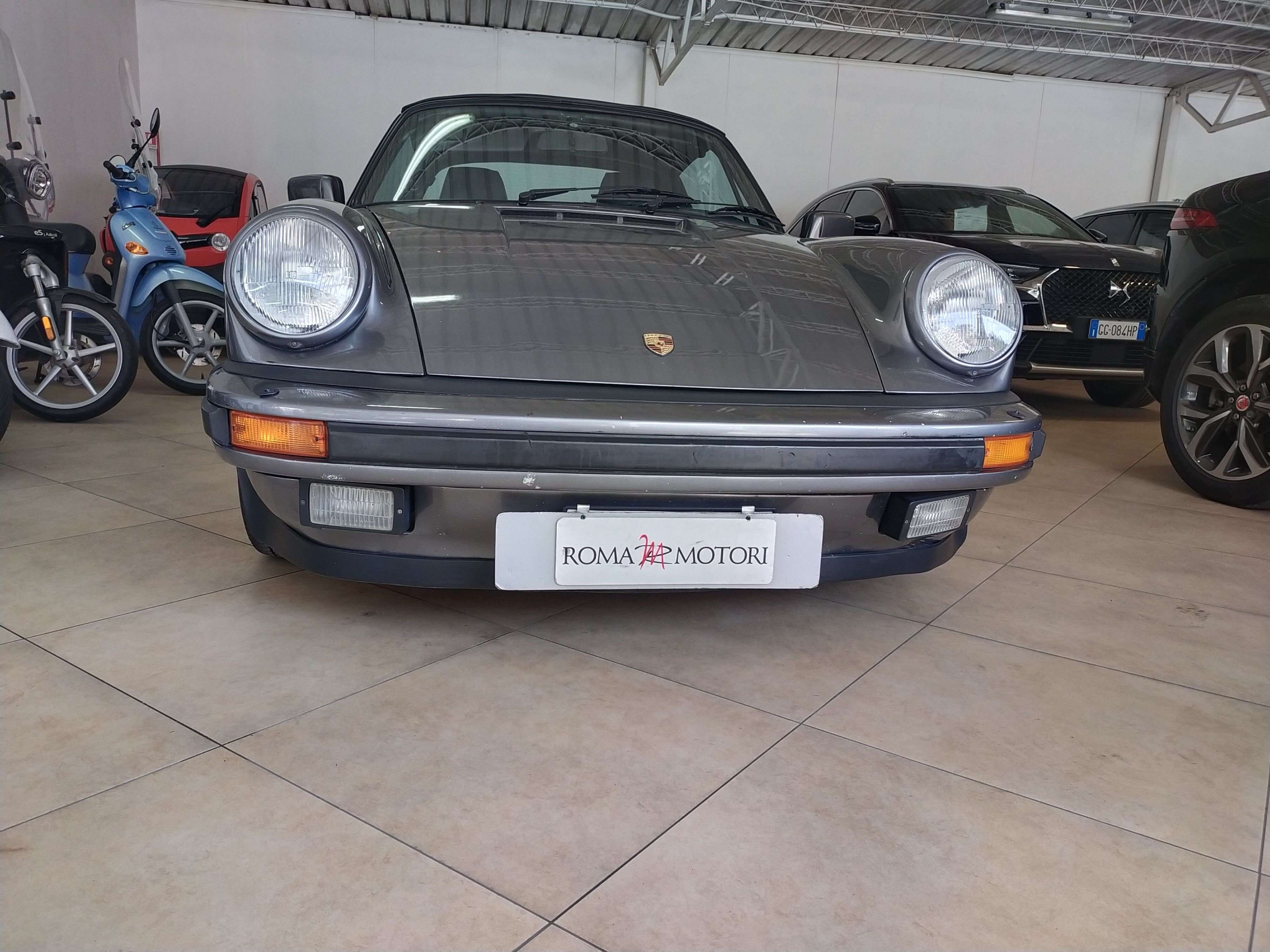 Porsche 911911 targa carrera