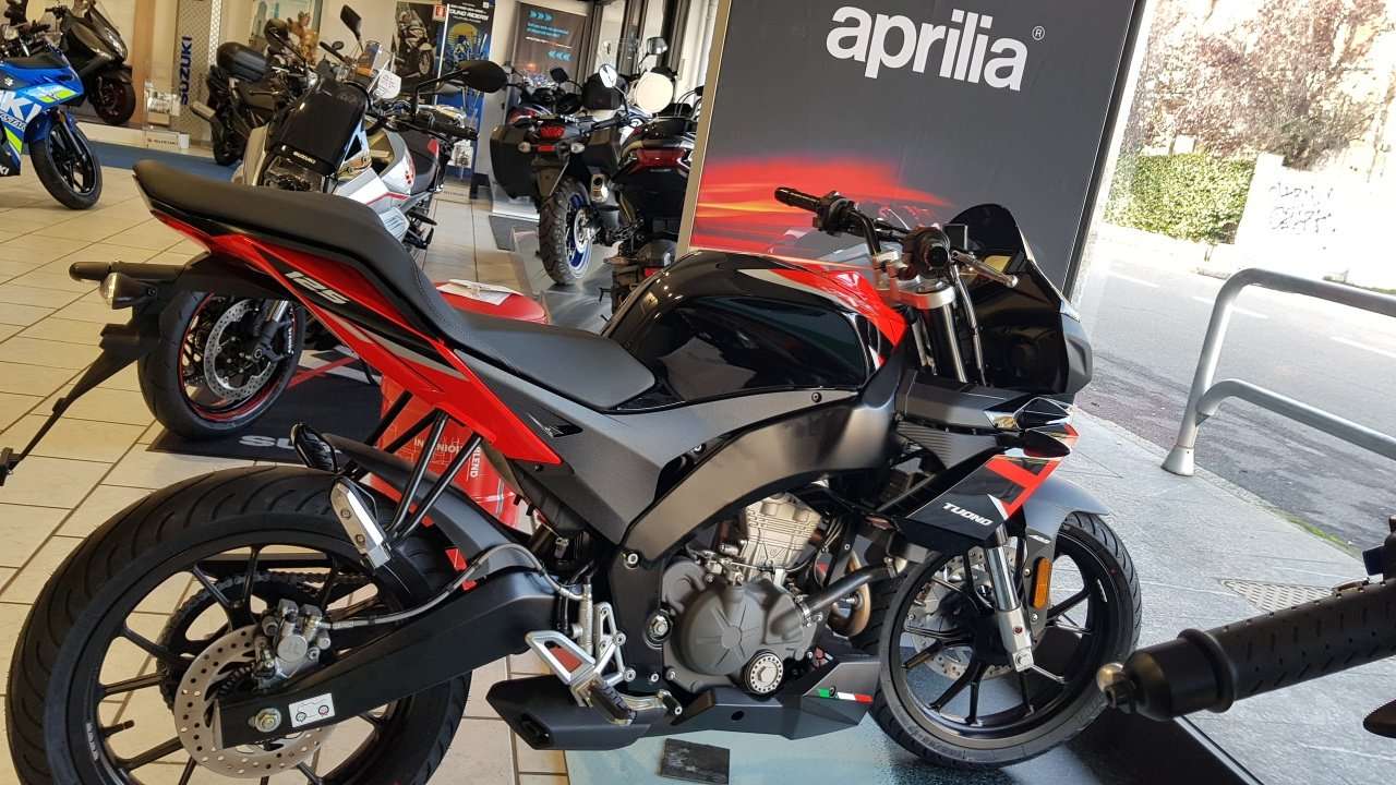 Aprilia Tuono125