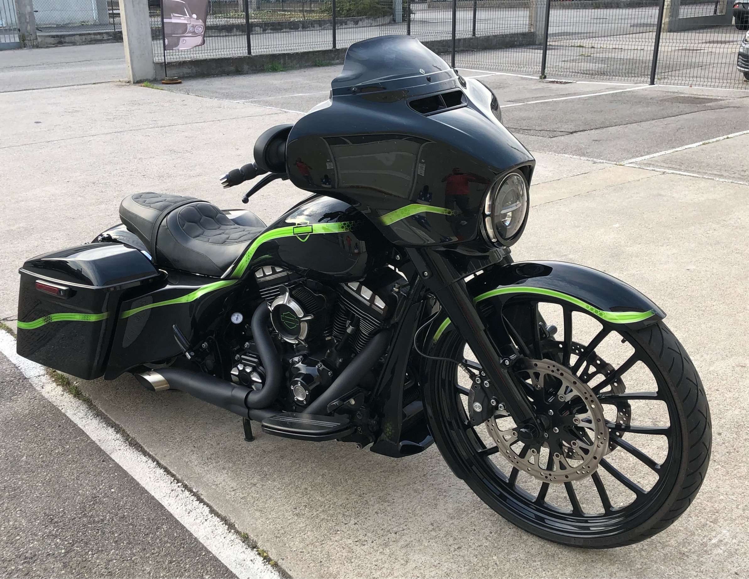 Harley-Davidson Street Glide103 special