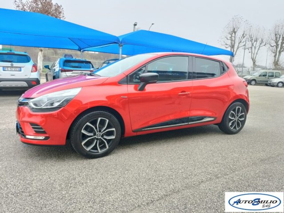 RENAULT Clio 4ª serie Clio dCi 8V 90 CV 5 porte Moschino Zen