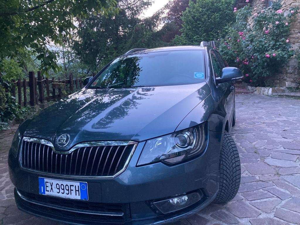 Skoda SuperbSuperb II 2014 Wagon 2.0 tdi