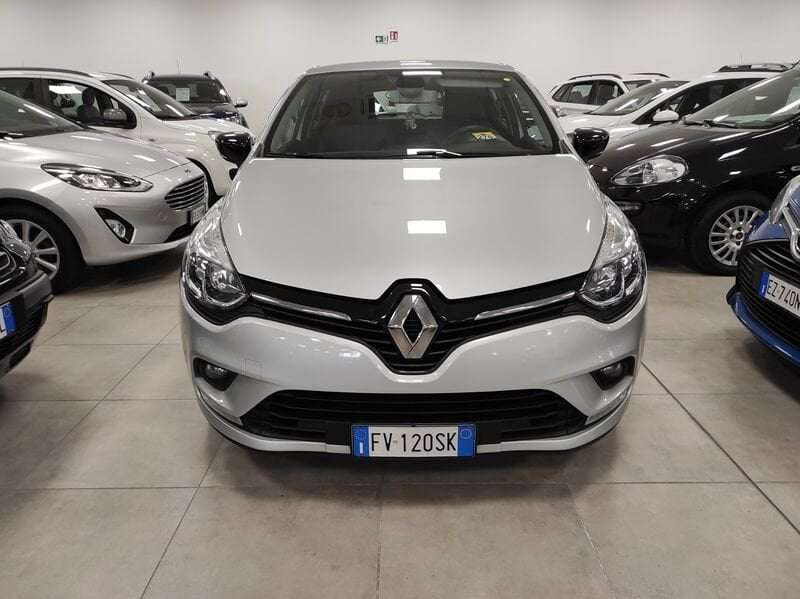 Renault Clio1.5 dCi Moschino Zen 75CV