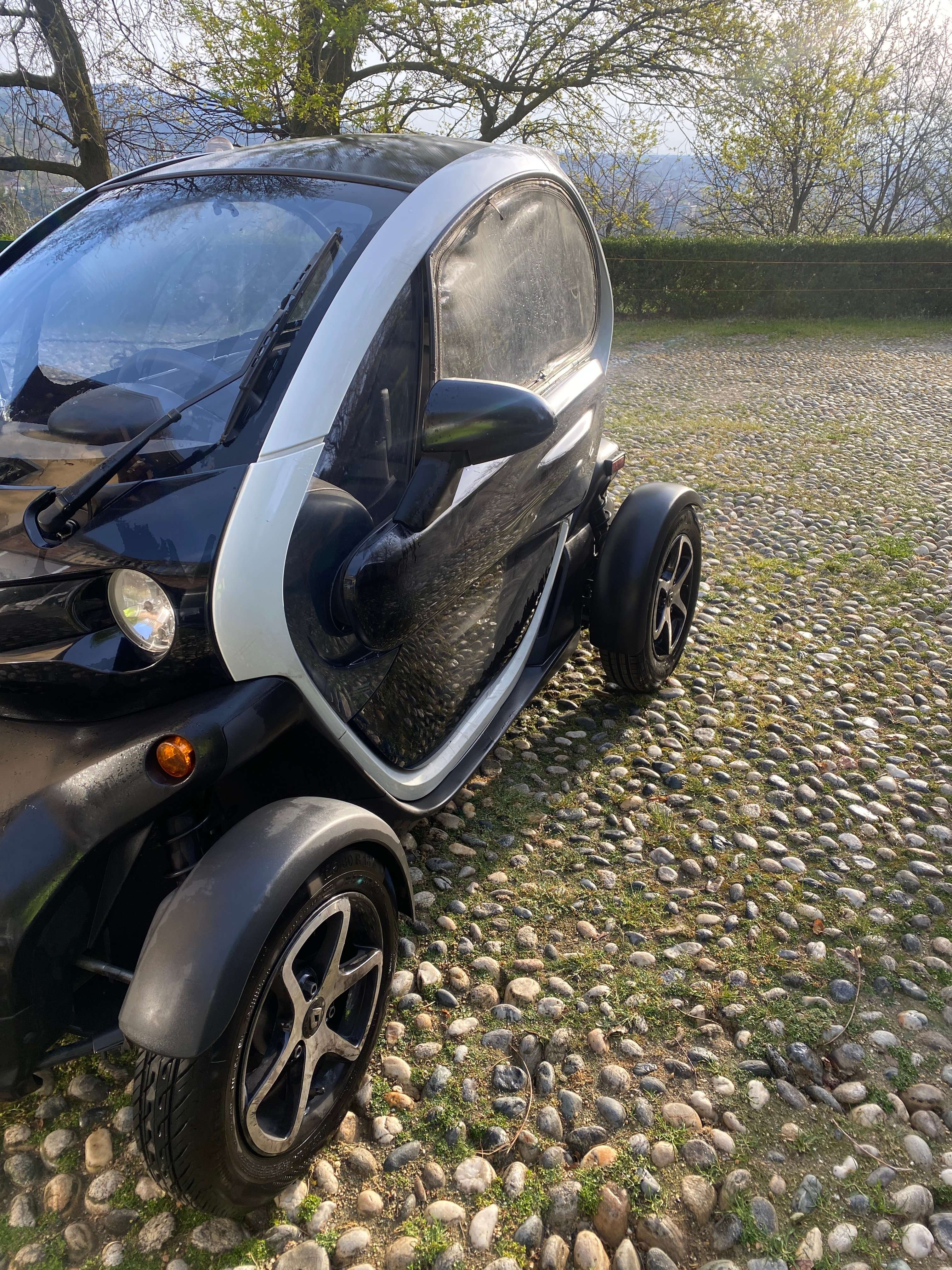 Renault Twizy80 intense black