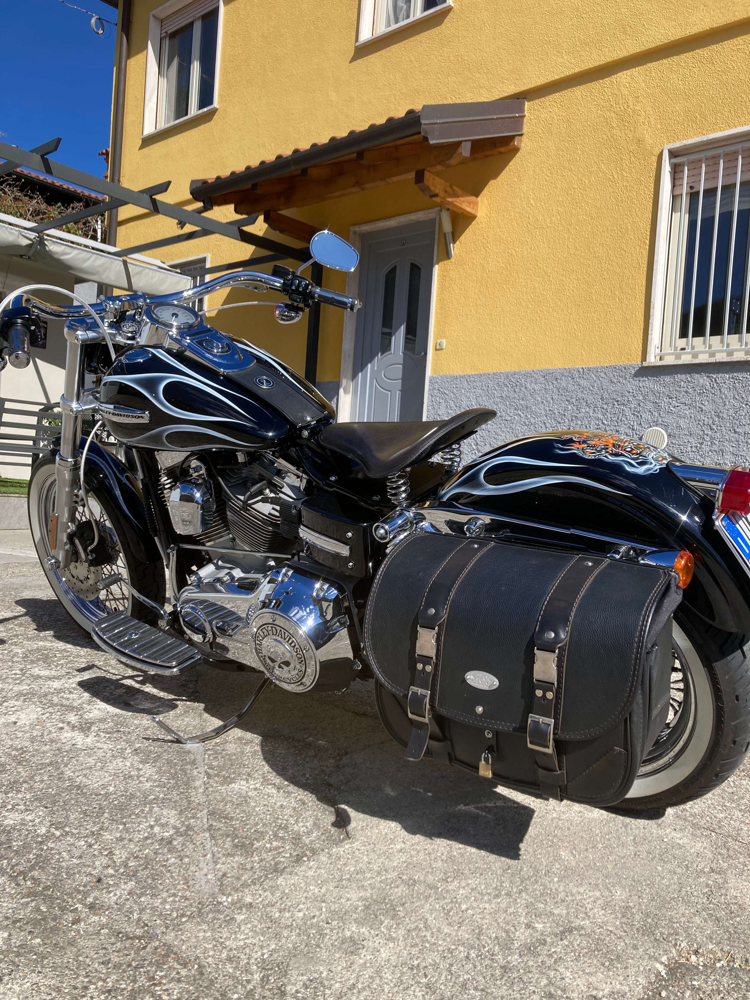 Harley-Davidson Dyna Super Glide