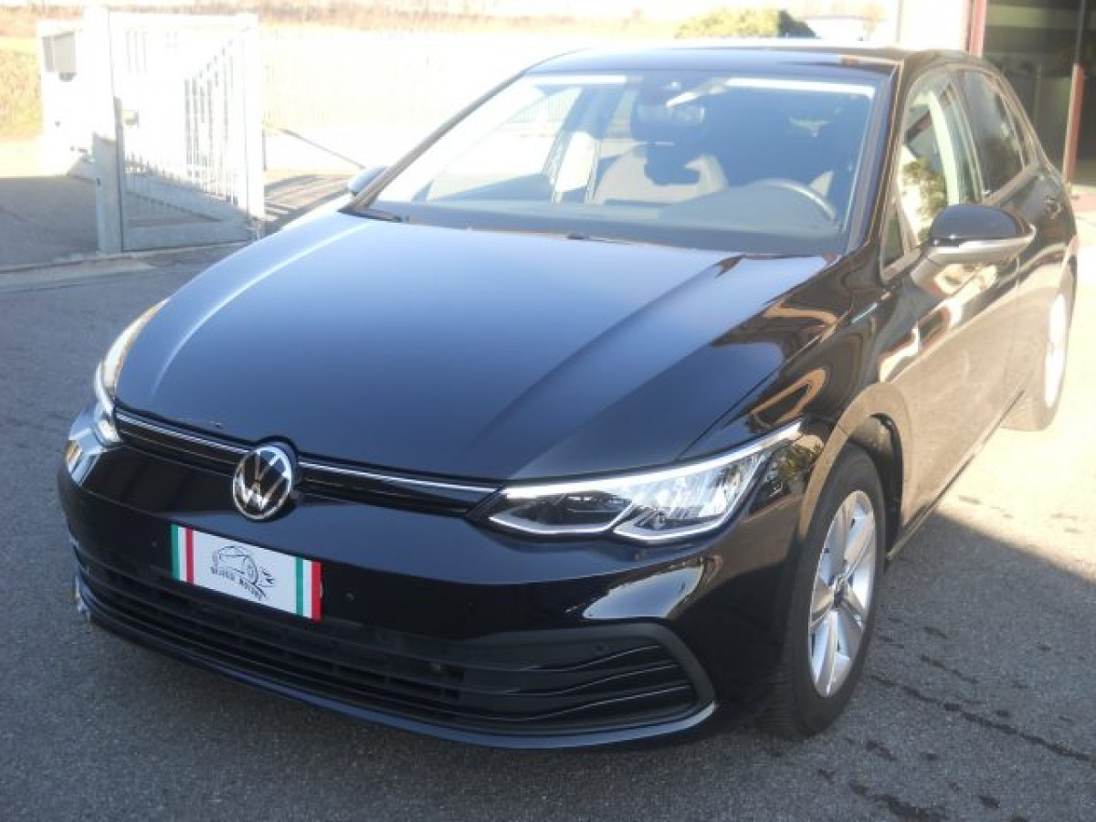 VOLKSWAGEN Golf 8ª serie Golf 2.0 TDI 150 CV DSG SCR Style