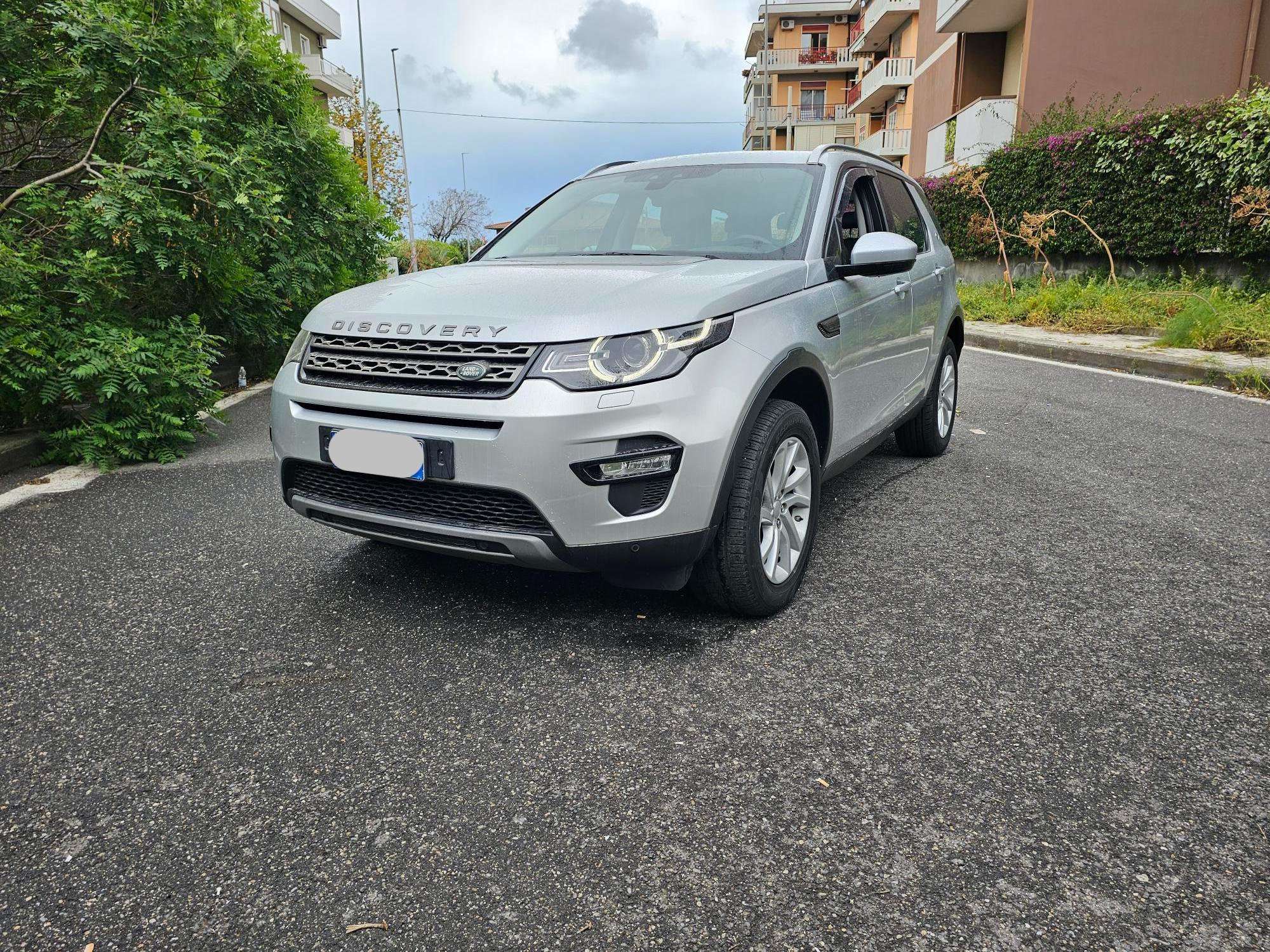 Land Rover Discovery SportDiscovery Sport HSE 180cv automatica 33k km