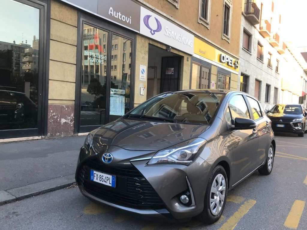 Toyota Yaris1.5 Hybrid 5 porte Cool