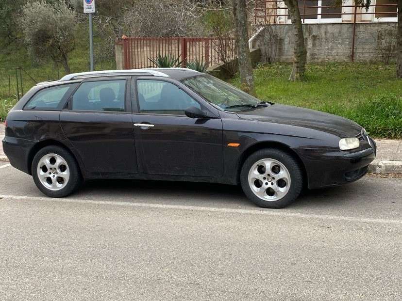 Alfa Romeo 1561.9 jtd Distinctive