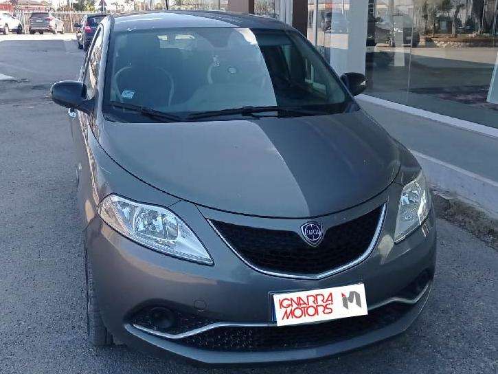 Lancia YpsilonYpsilon 1.2 Gold 69cv my16