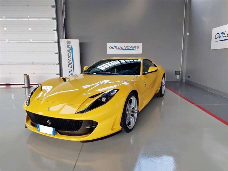 Ferrari 812Superfast 6.5 dct iva esposta supebollo ridotto