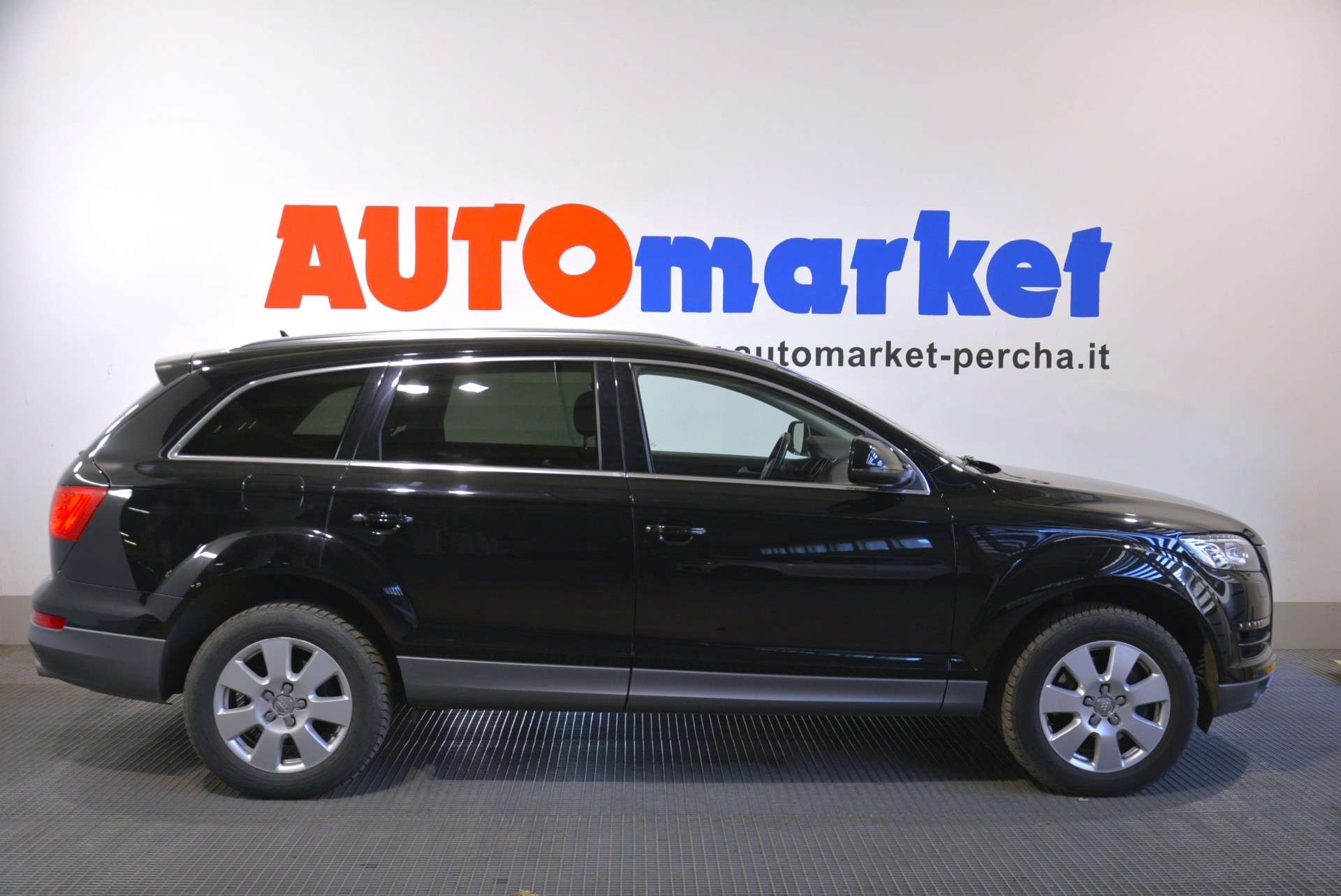 Audi Q73.0 V6 TDI quattro tiptronic Advanced