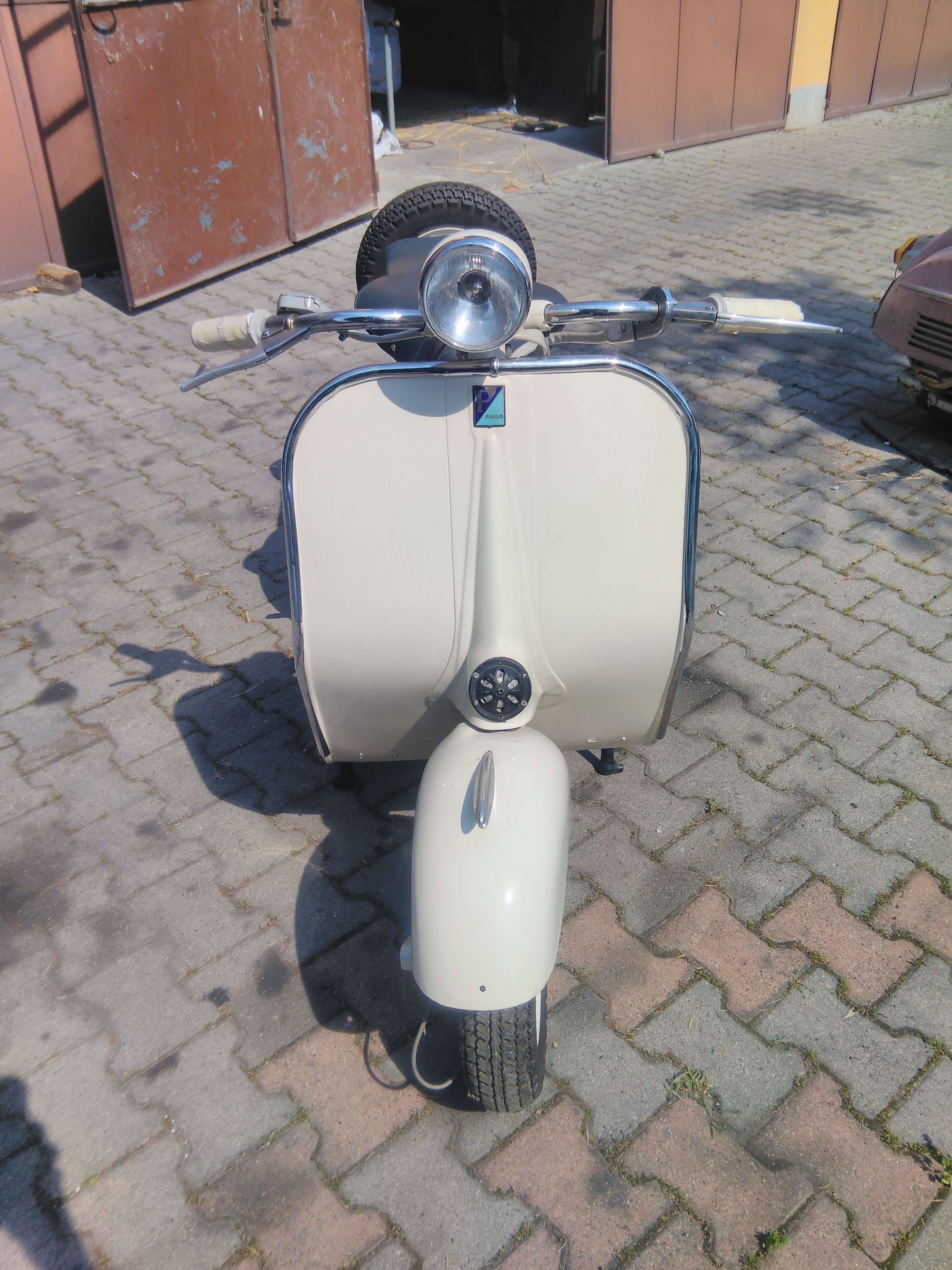 Vespa 150Struzzo