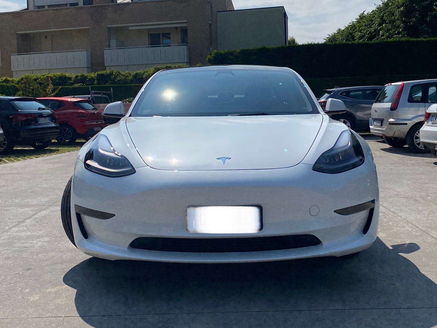 Tesla Model 3Model 3 Performance Dual Motor awd