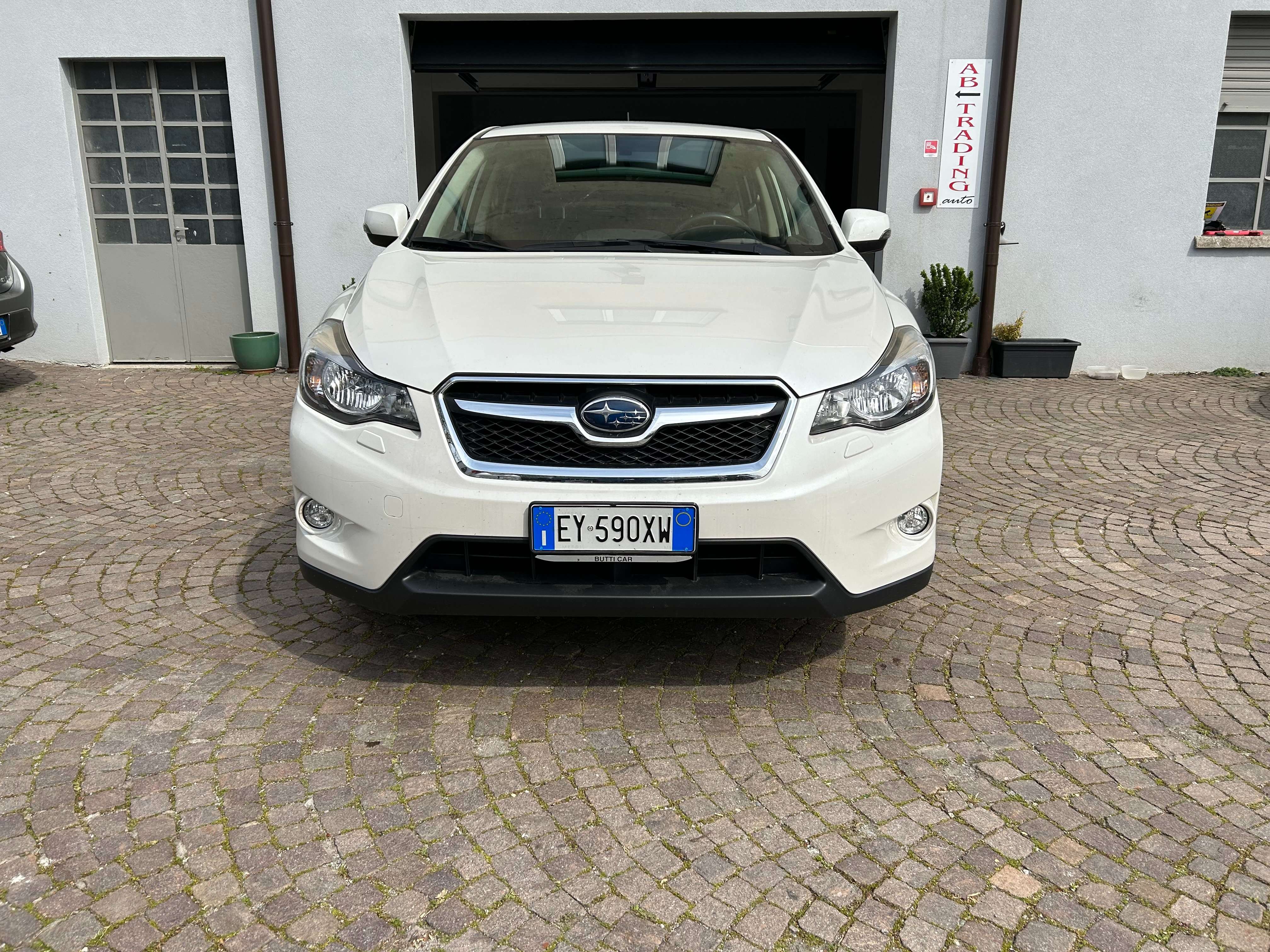 Subaru XVXV 2.0d Free (comfort) 6mt