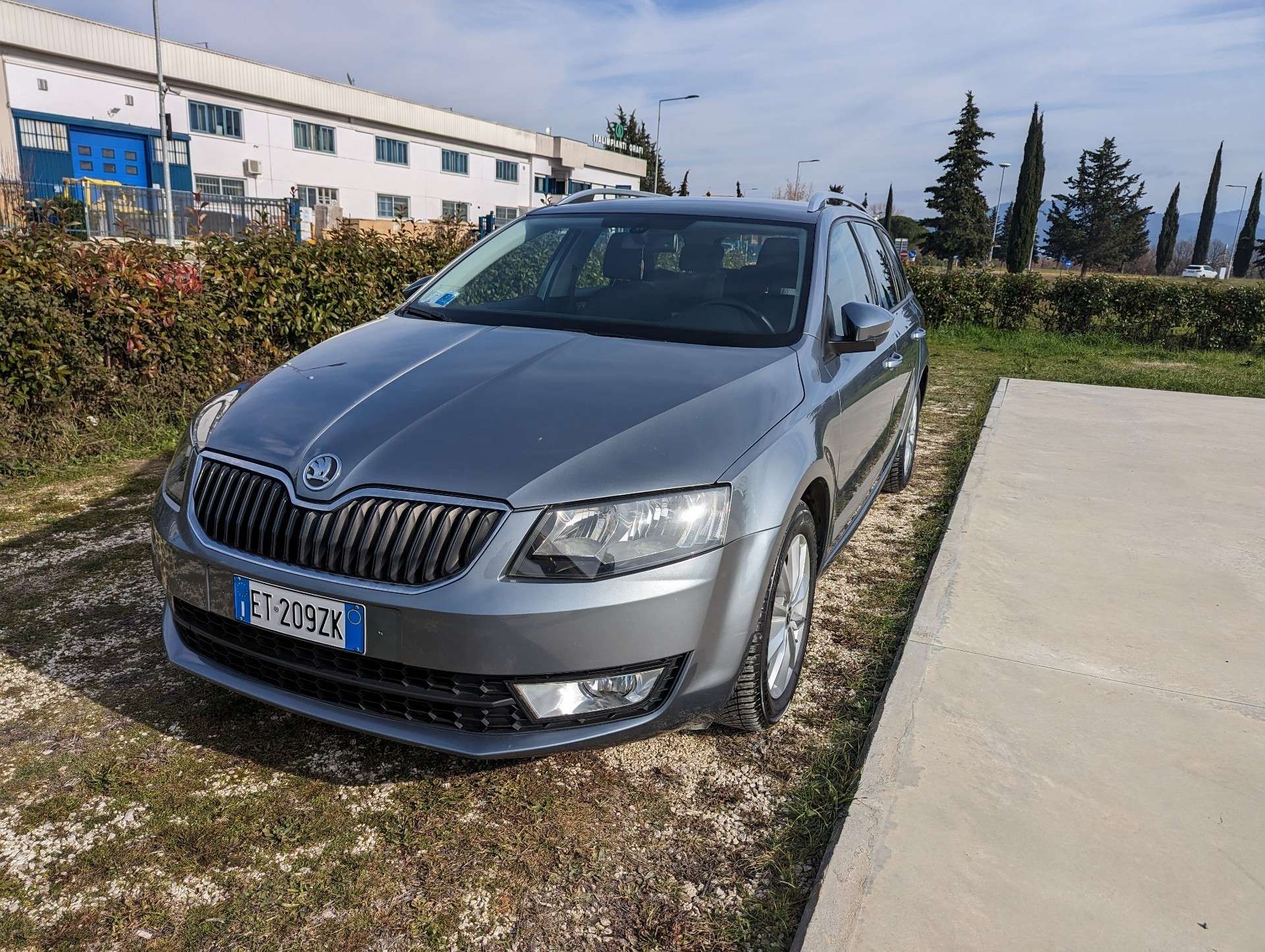 Skoda OctaviaWagon 1.6 tdi cr Ambition 105cv dsg