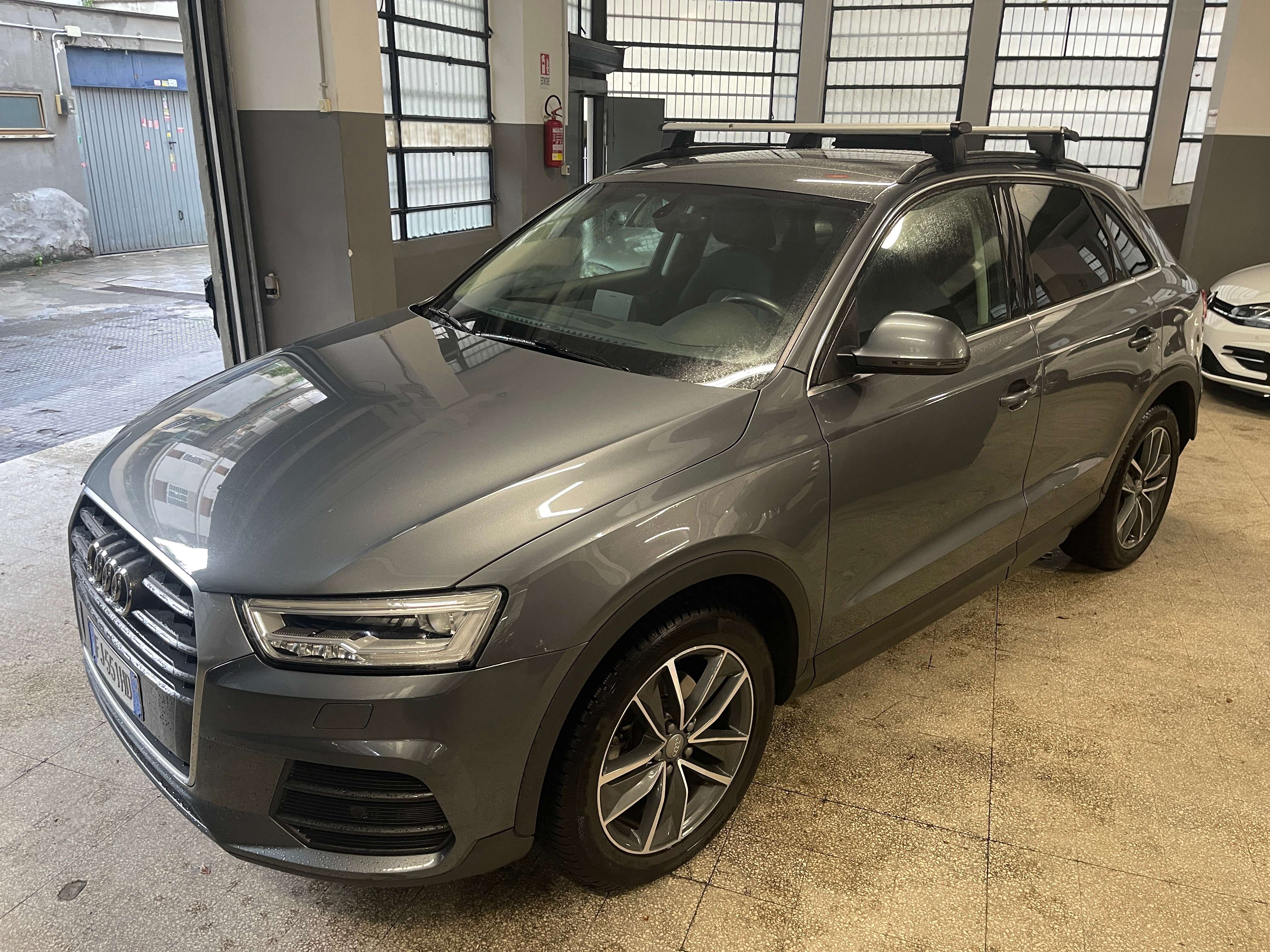 Audi Q3*2.0 tdi * Sport * quattro * s-tronic