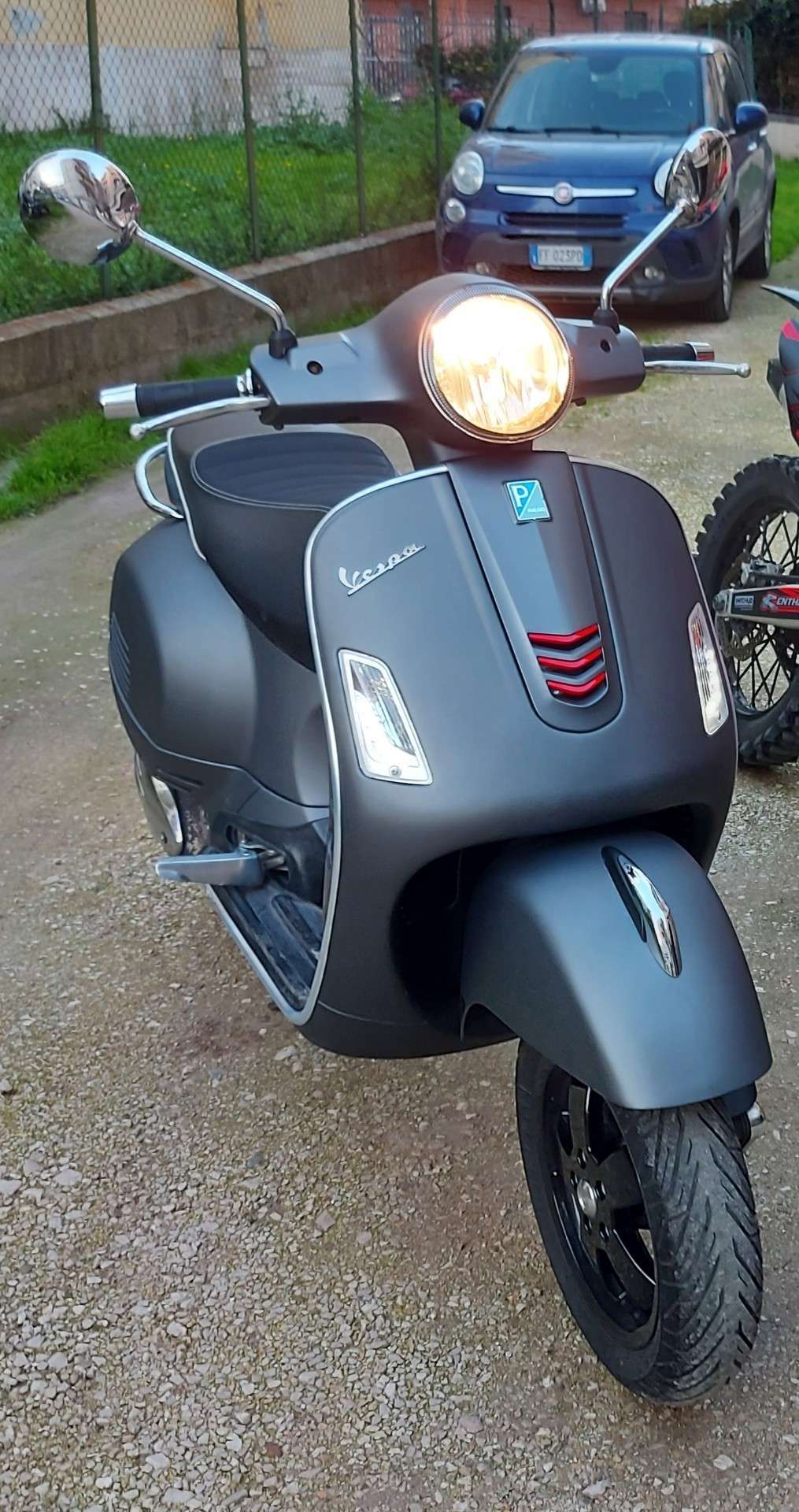 Piaggio GTS 300