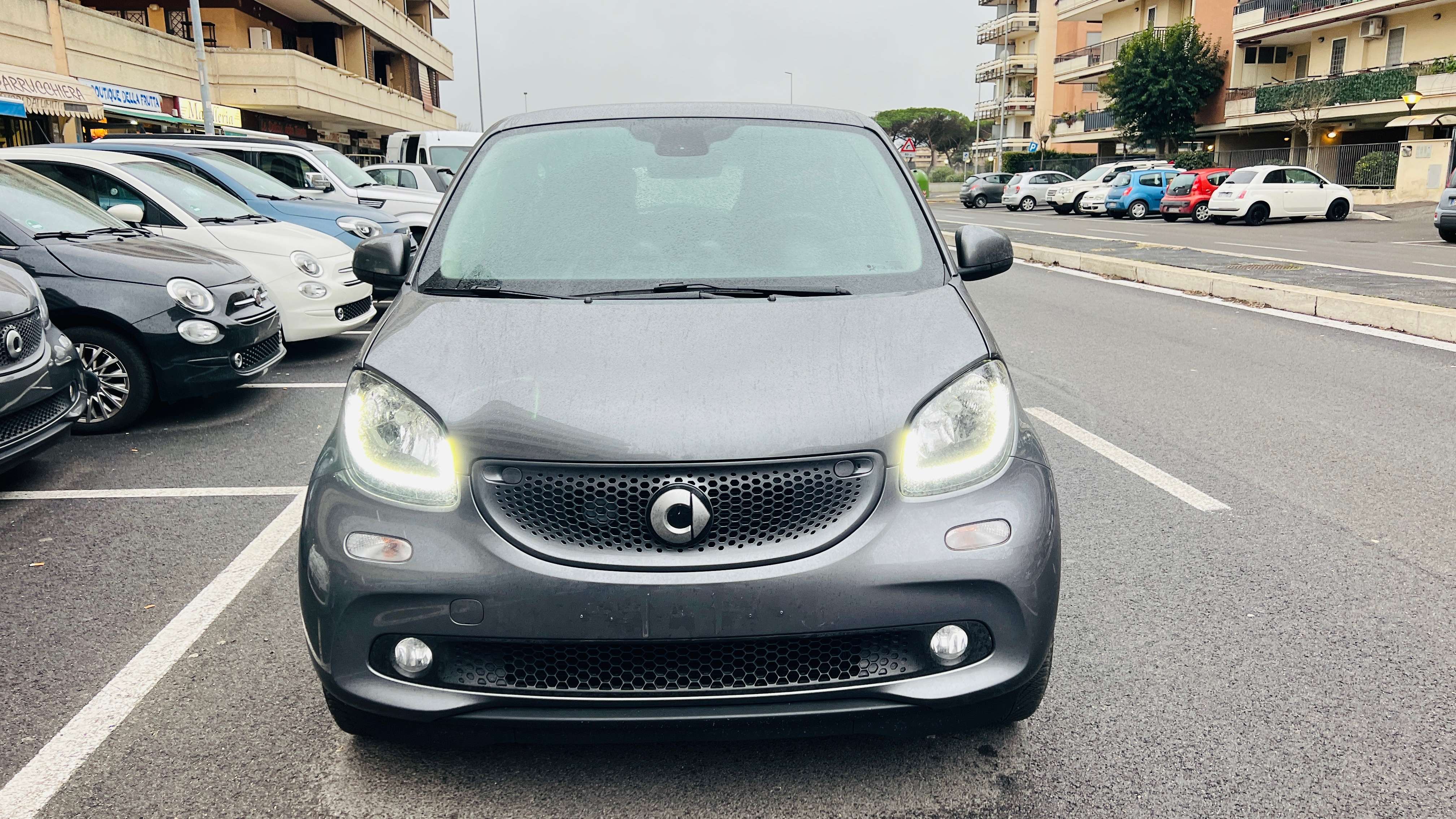 smart forFourPRIME TURBO NAVI KAMERA PDC FULL LED PELLE