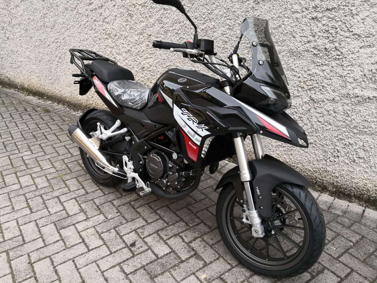 Benelli TRK 251Abs