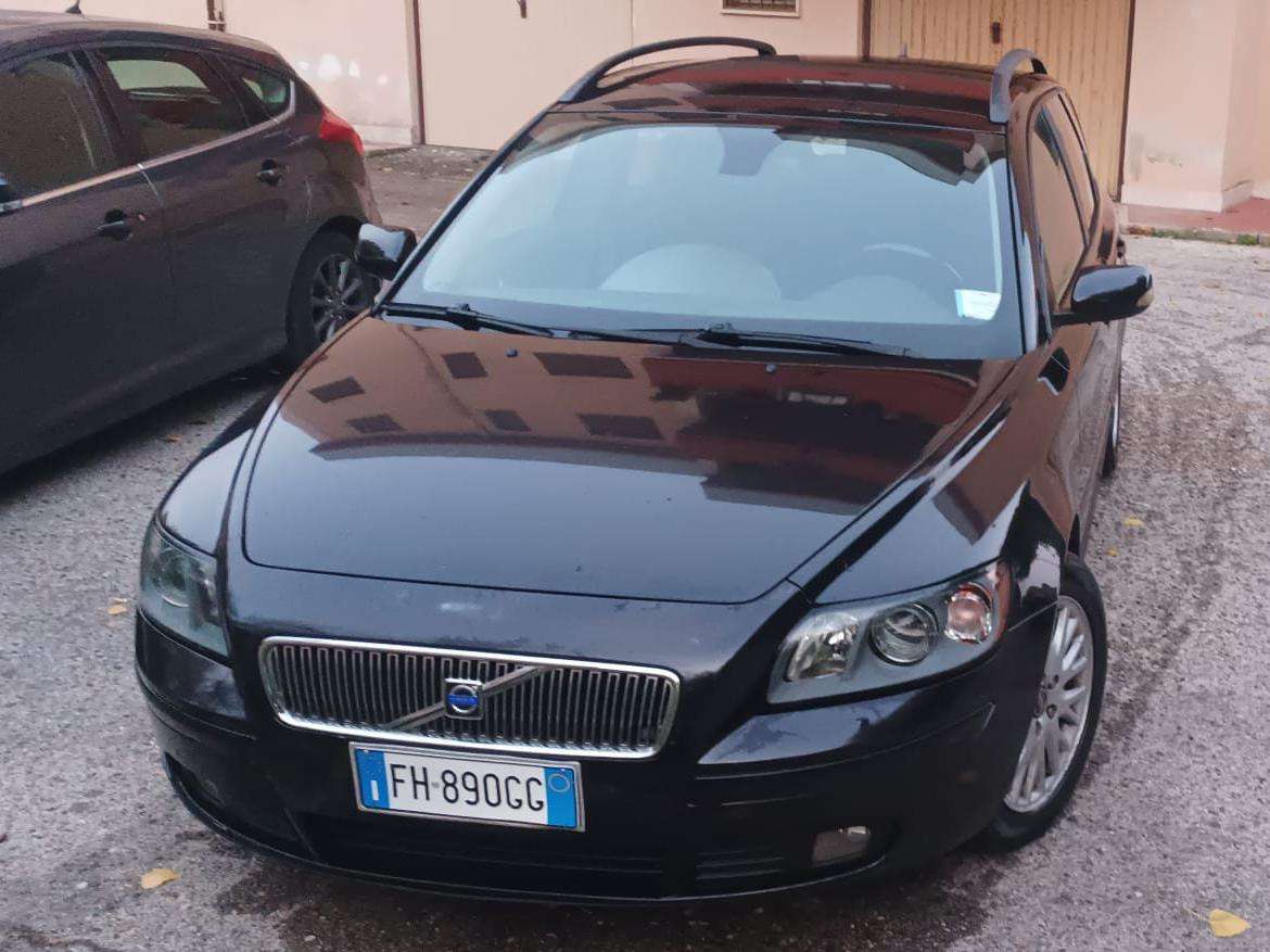 Volvo V50